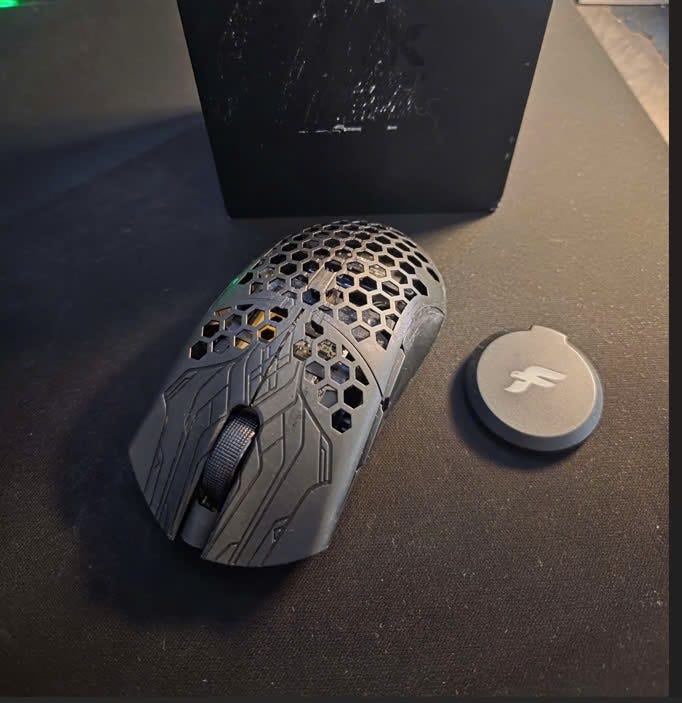 Finalmouse UltralightX ulx (large) | FINN-torget