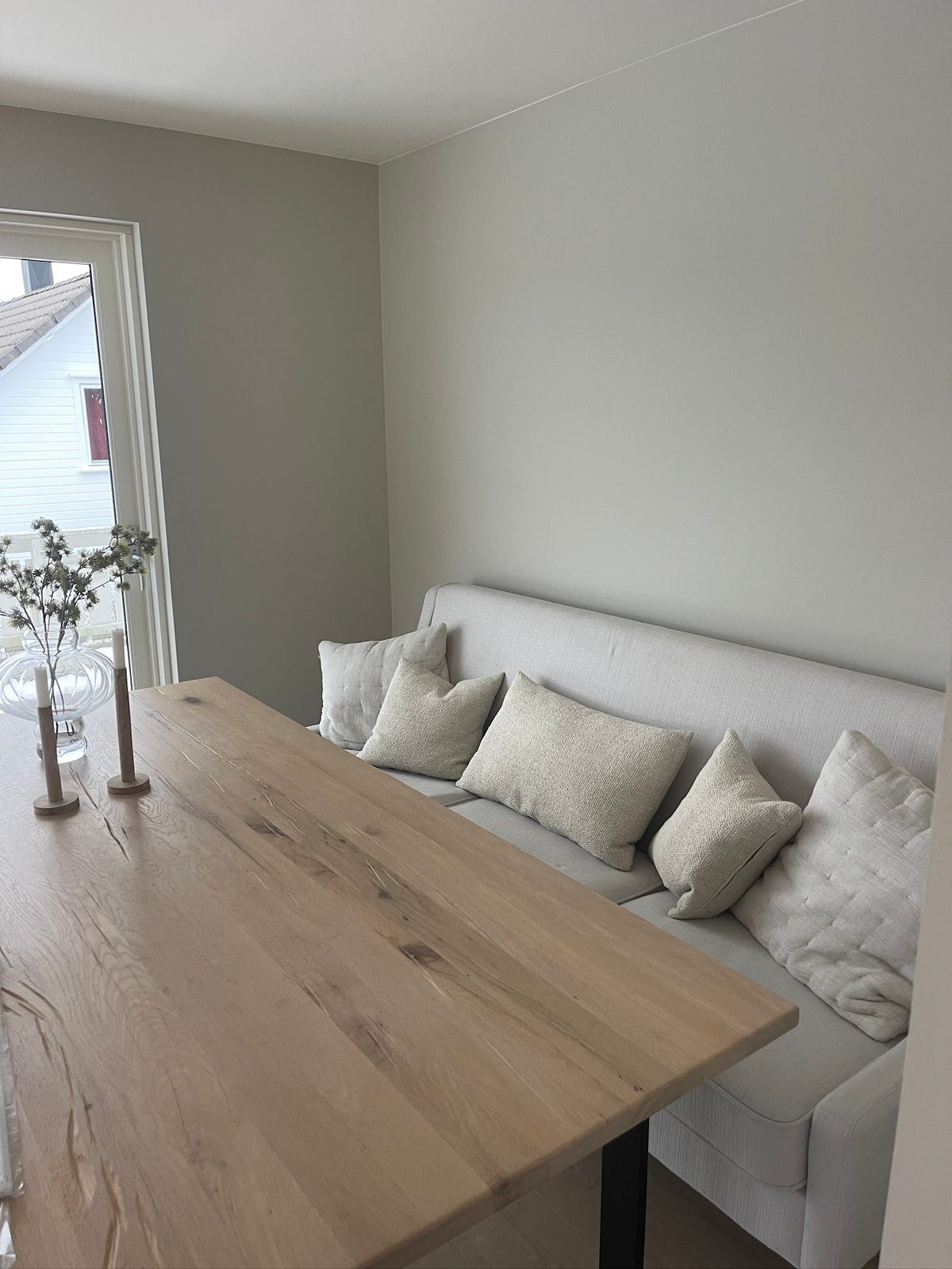 Spisestue sofa selges | FINN-torget