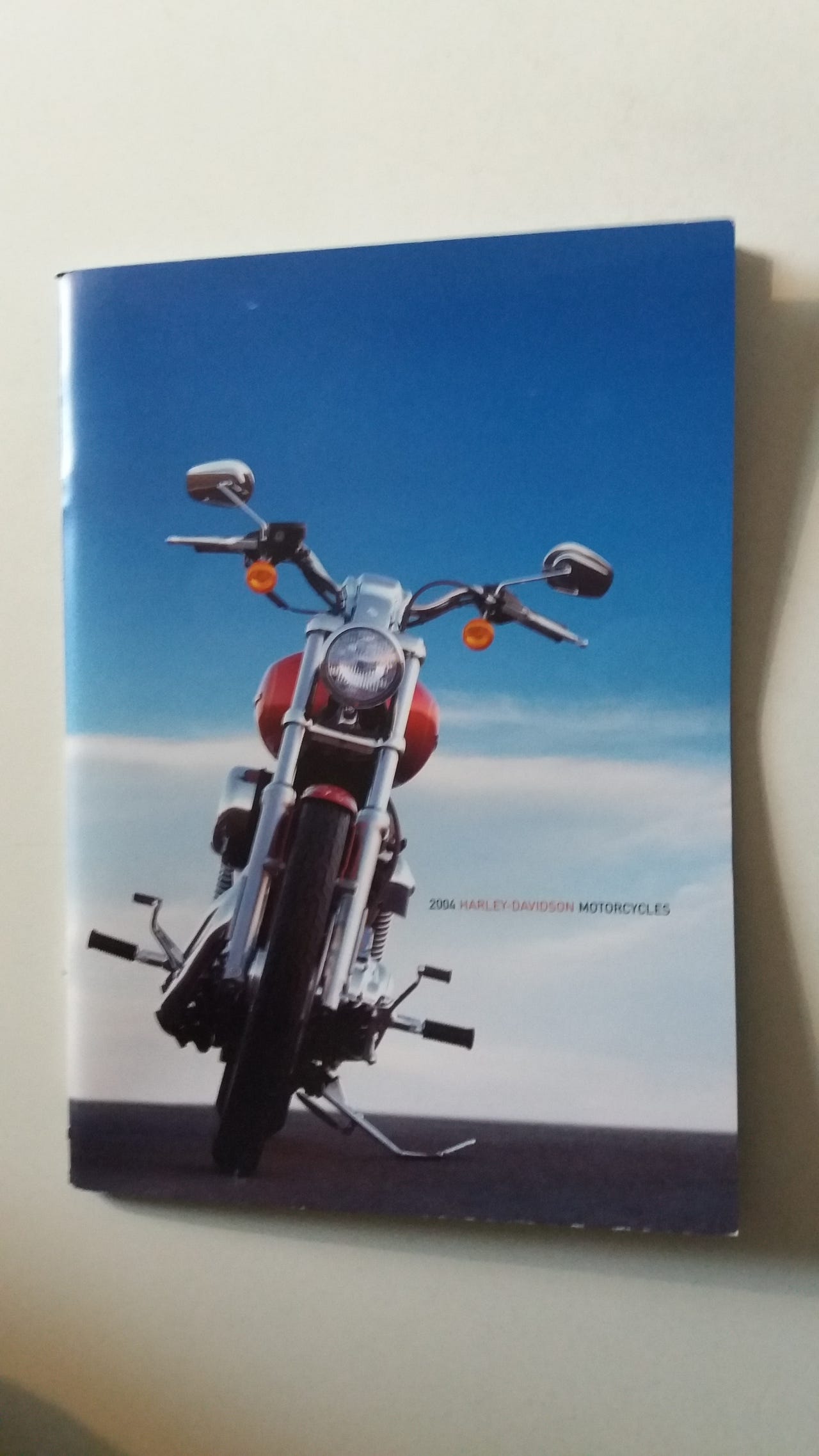 2004 HARLEY DAVIDSON Motorsykkelbrosjyre | FINN-torget