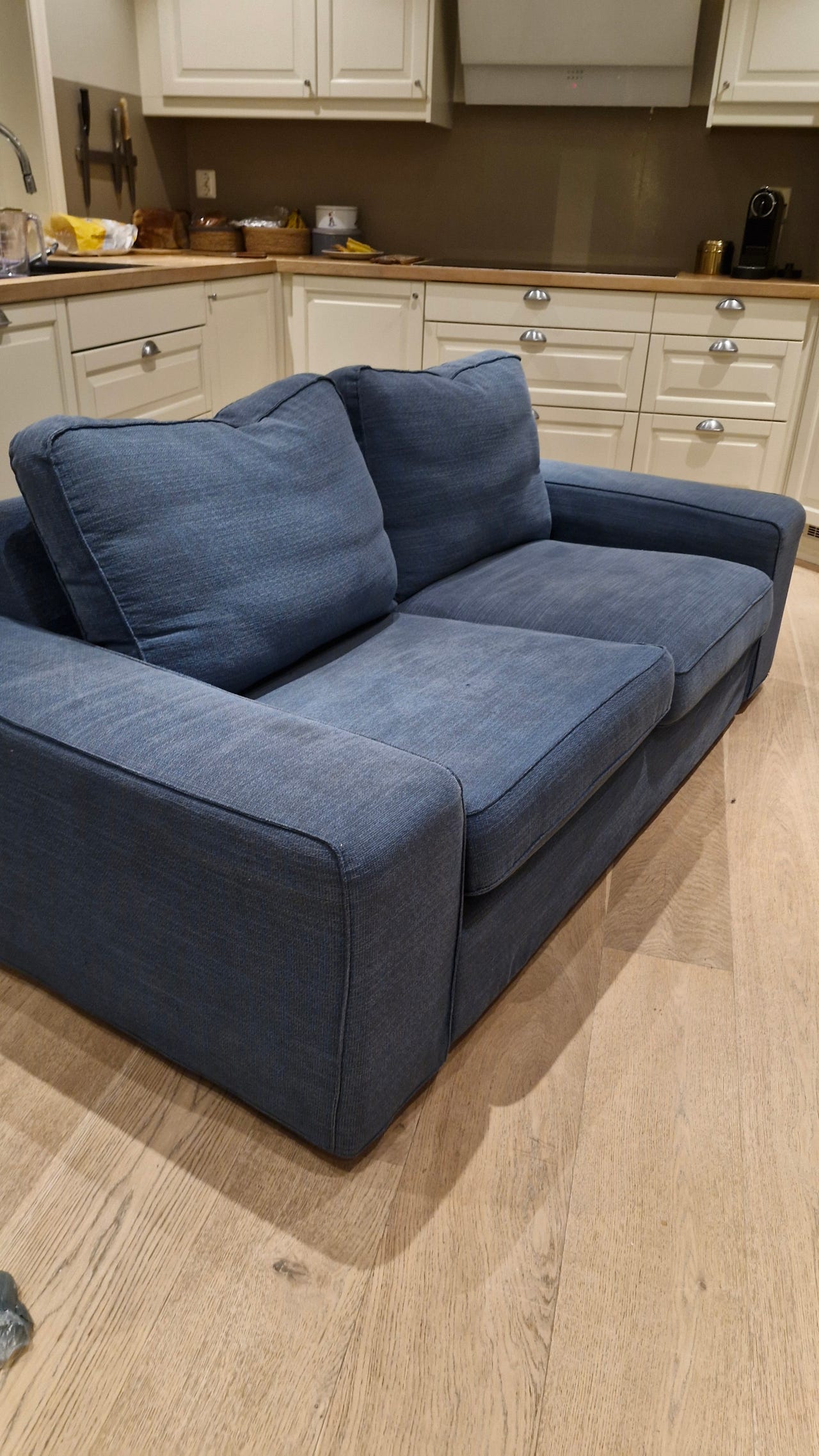 Sofa Kivik 2-seter | FINN-torget