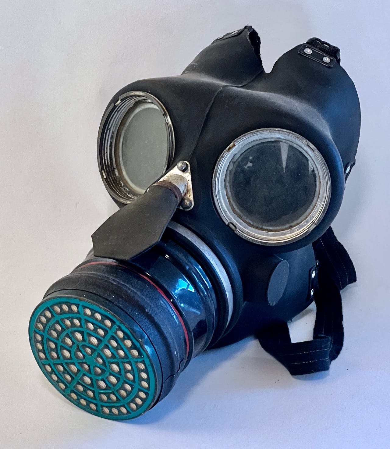WW2 S.G & Co gas mask dated June 1940 size small | FINN-torget