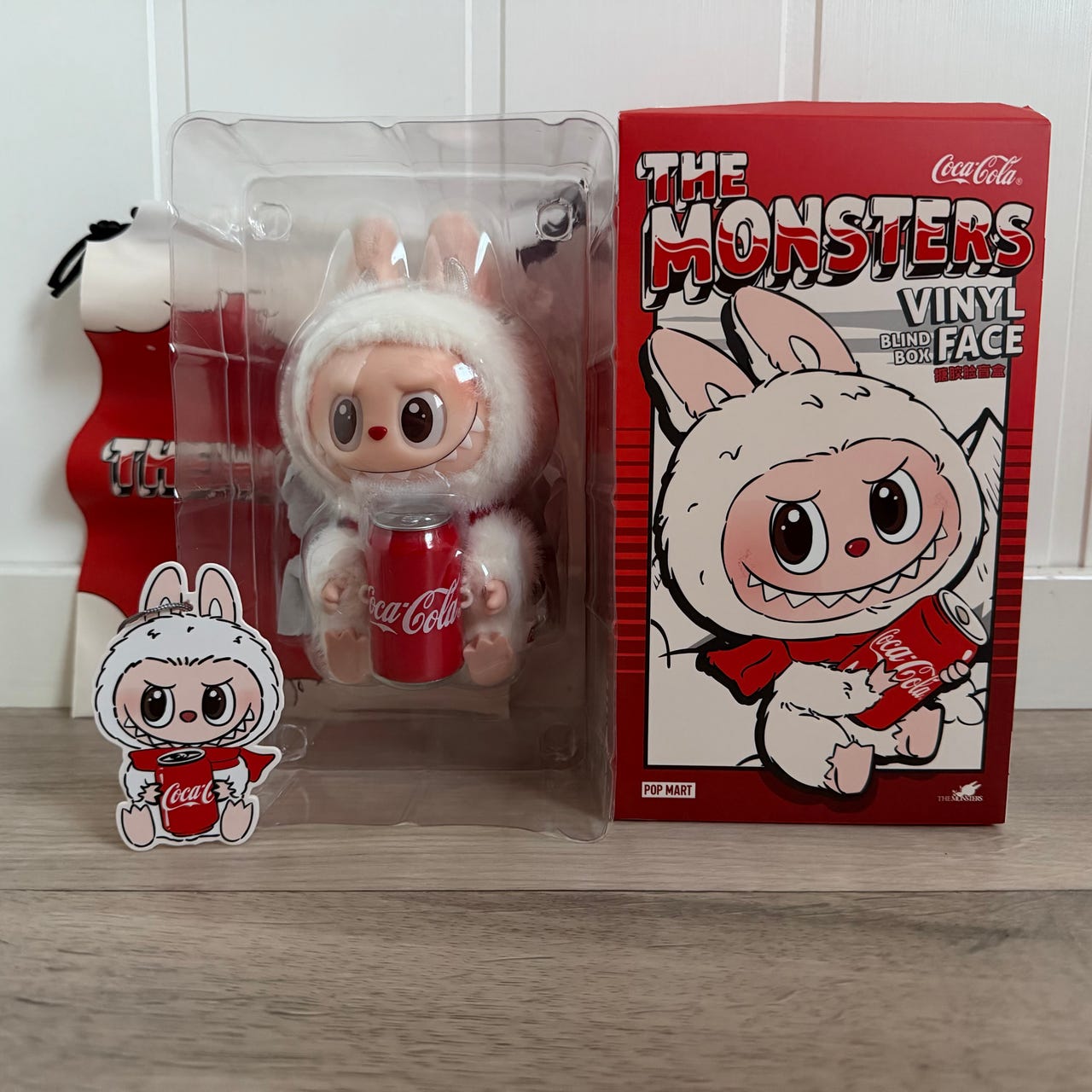 Pop Mart Labubu Coca Cola «Happy Factor» | FINN-torget