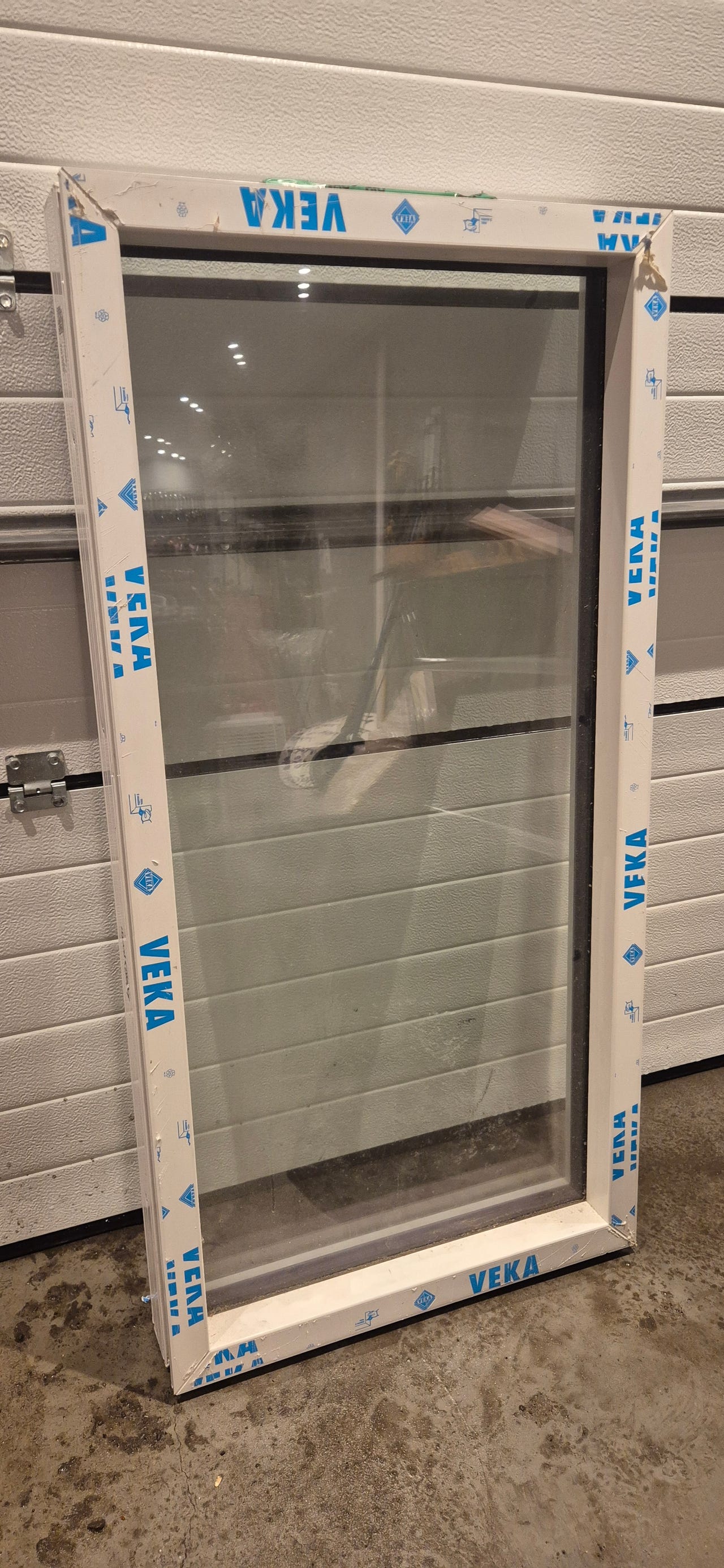 Nytt PVC vindu 60. x 120 cm hvit | FINN-torget