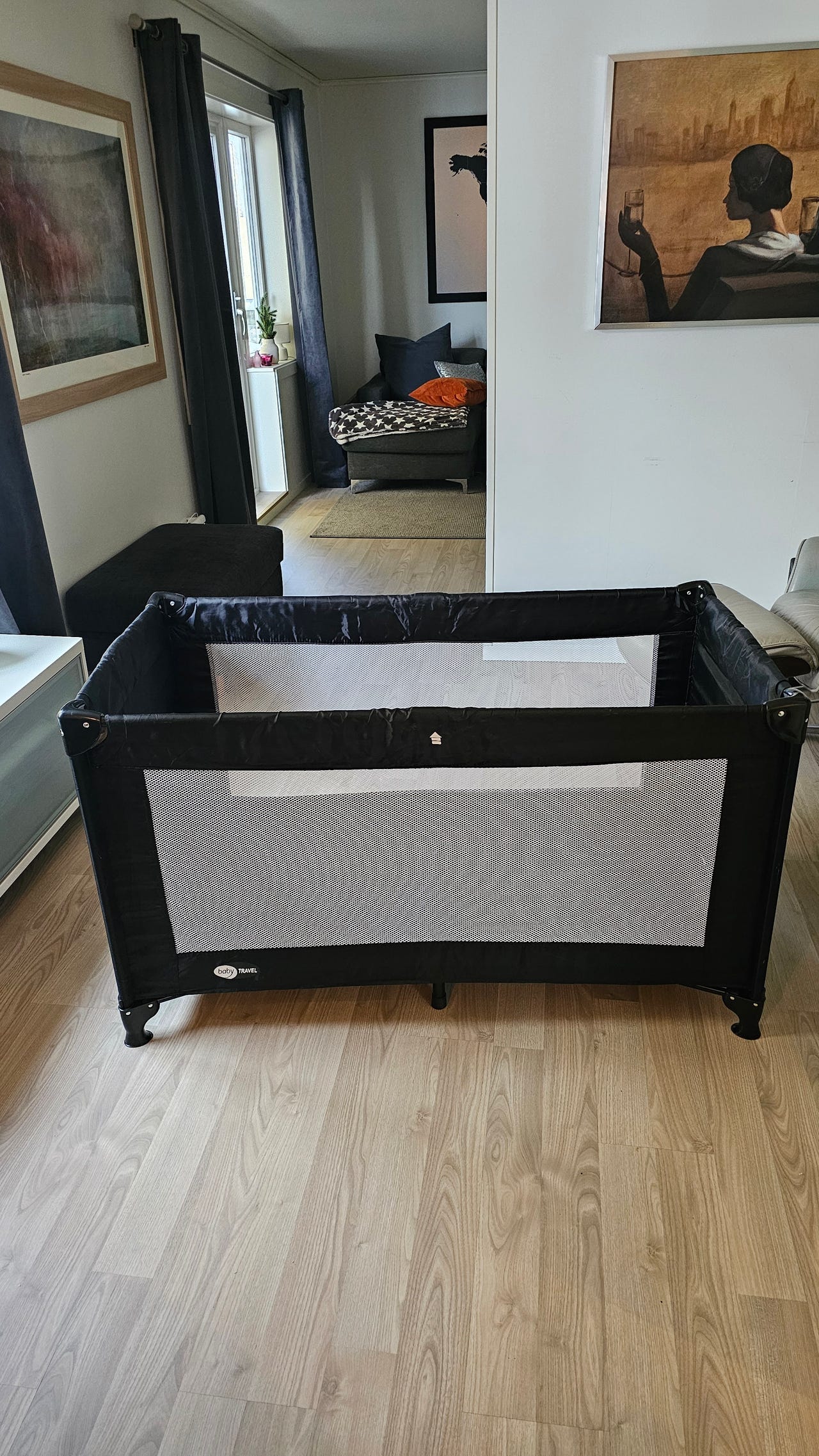 Solid reiseseng barn svart | FINN-torget