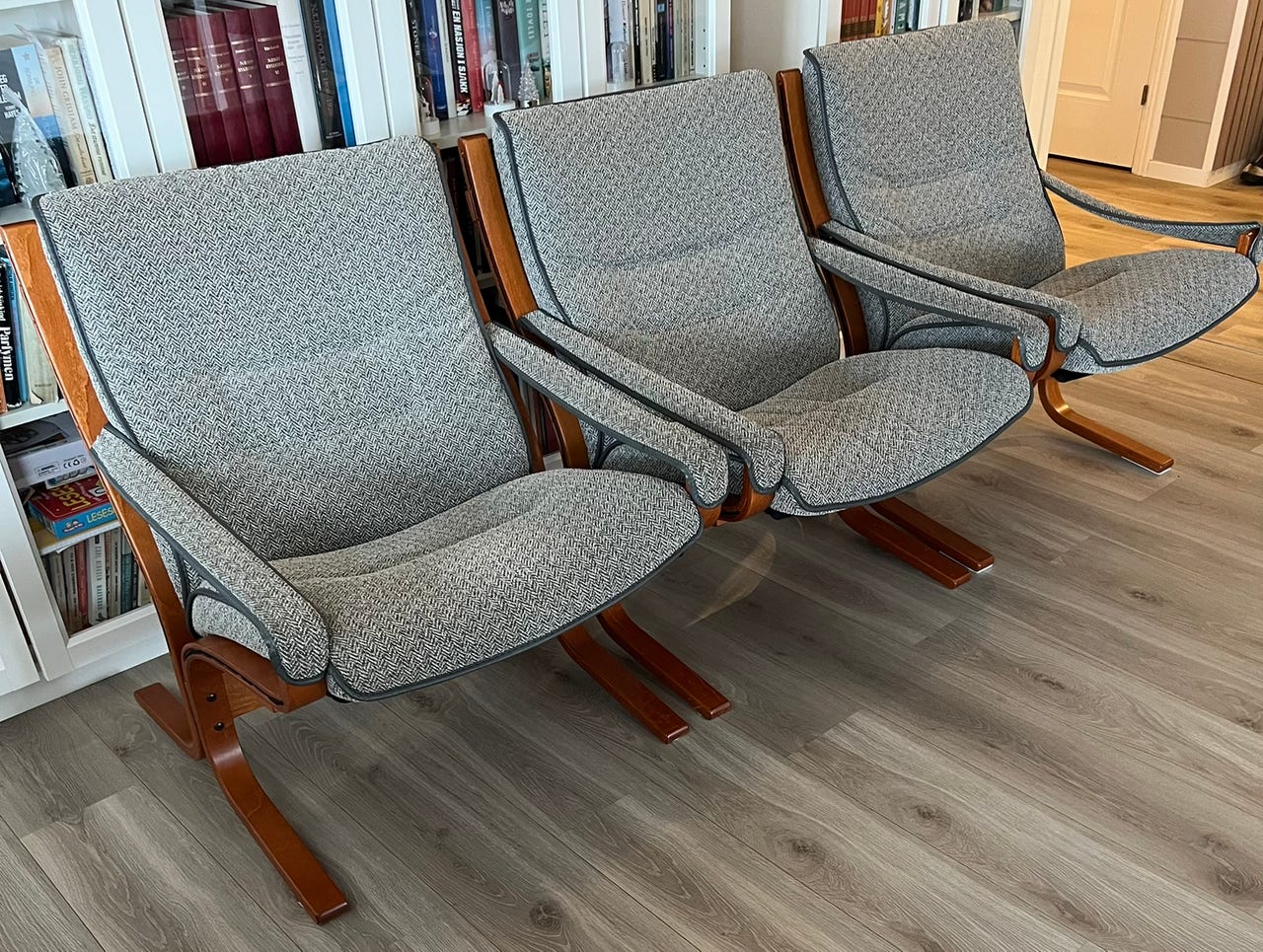 3 stk Ekornes Siesta stoler. Lav modell med armlener. | FINN-torget