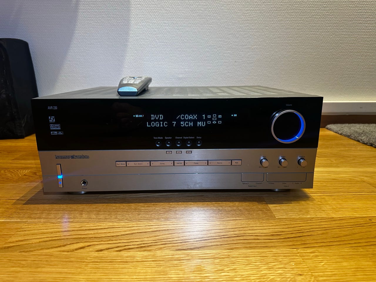 Harman Kardon AVR 230 Hjemmekinoreceiver – Kraftig lyd og god kvalitet ...