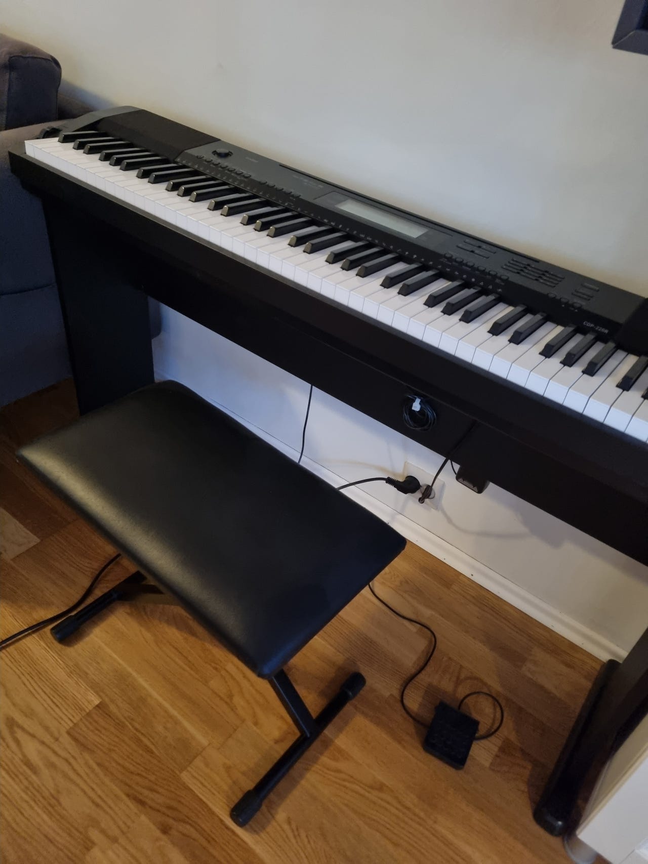 Casio CDP-220R digitalpiano svart | FINN-torget