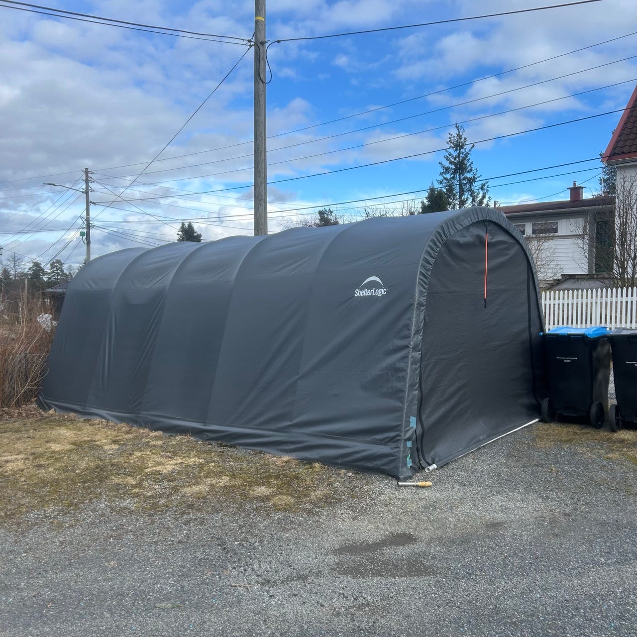 RESERVERT! ShelterLogic garasjetelt 3,7 x 6,1 m Grå (22,6kvm) | FINN-torget