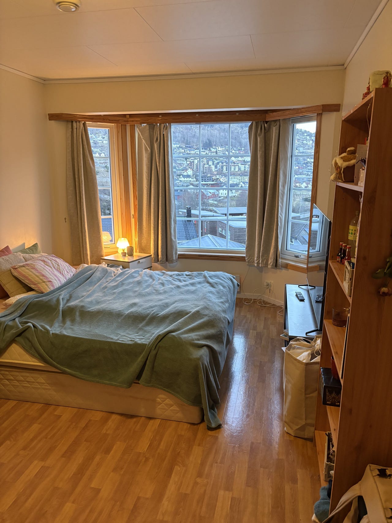 Møblert rom til leie – nær HVL Campus Sogndal | FINN eiendom