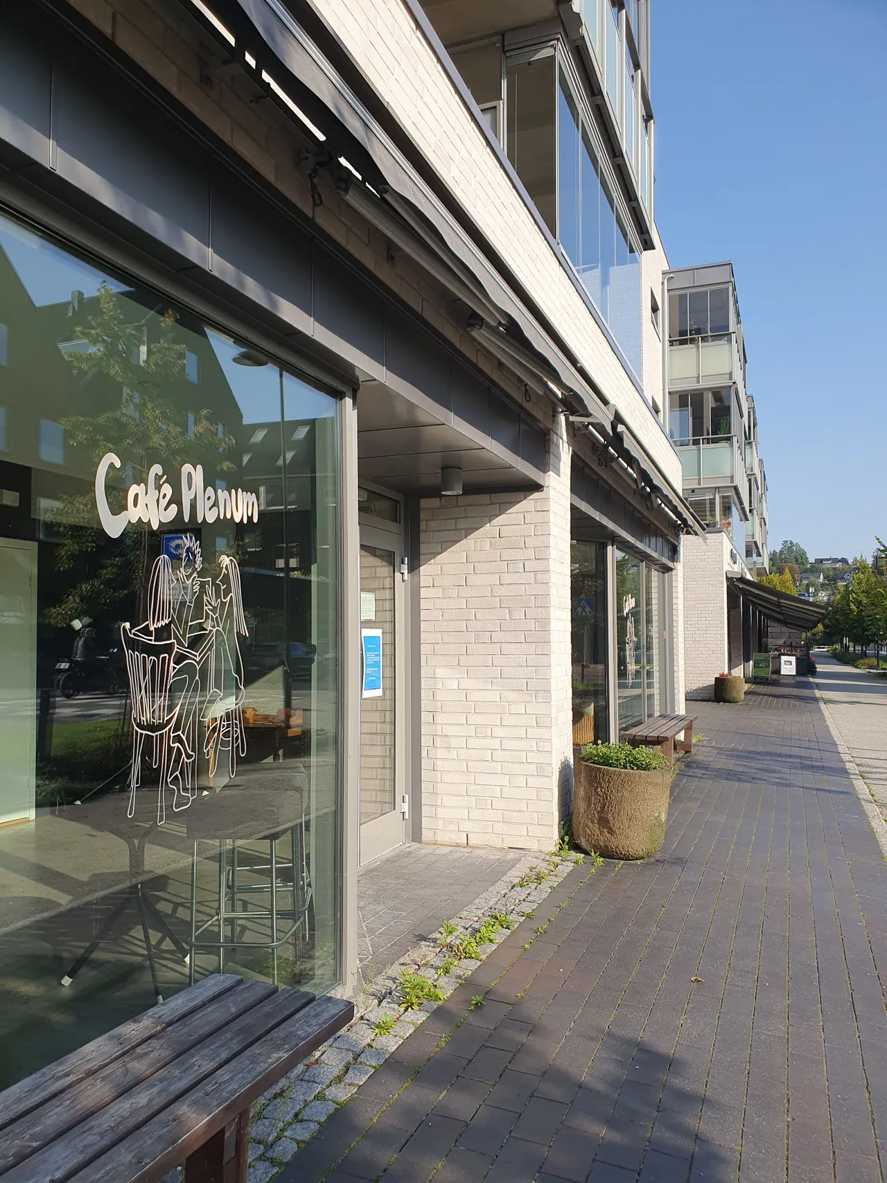 Heggedal sentrum - Café / bakeri ferdig innredet - unik mulighet ...