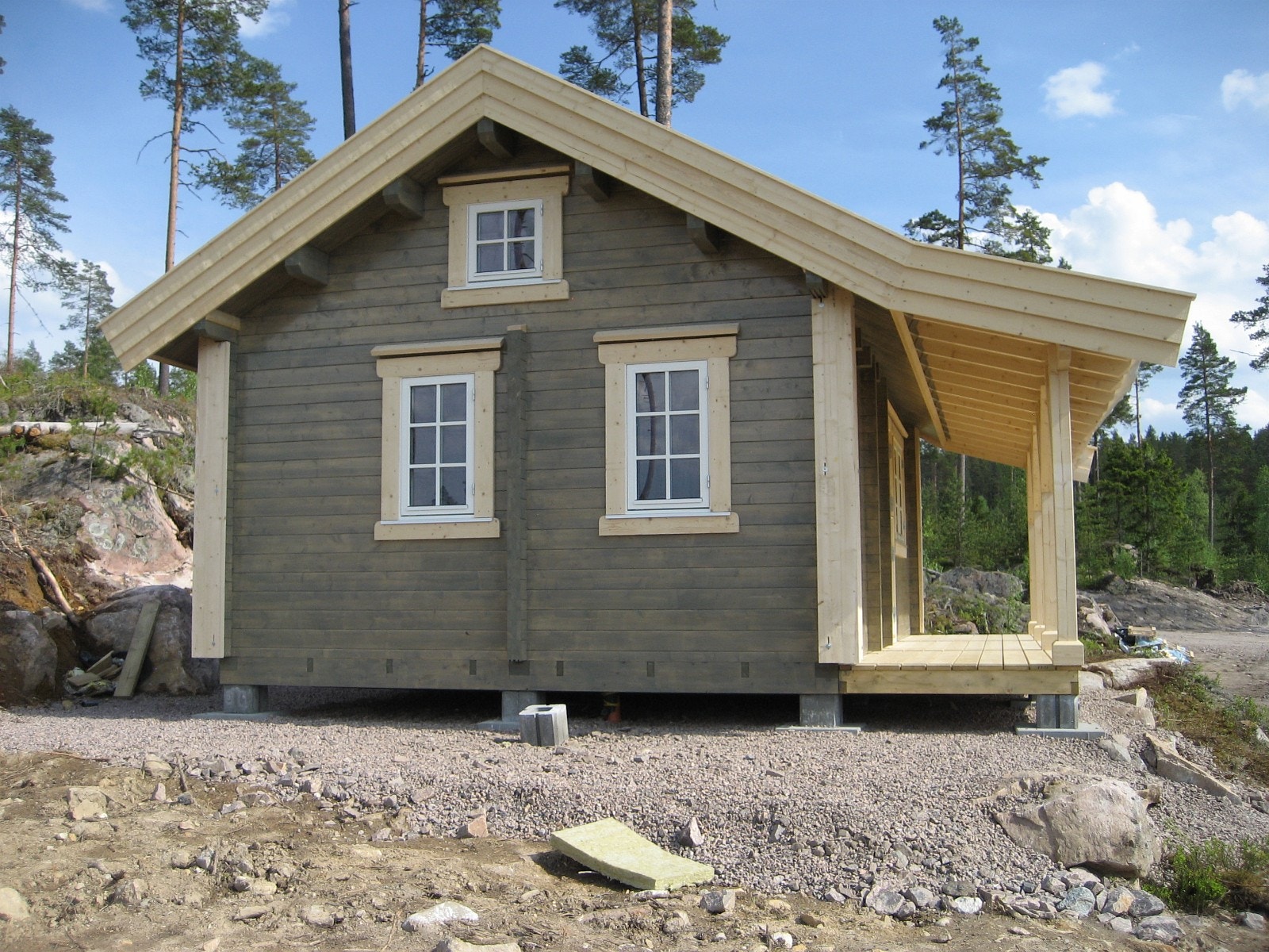 Stort anneks / liten hytte | FINN-torget