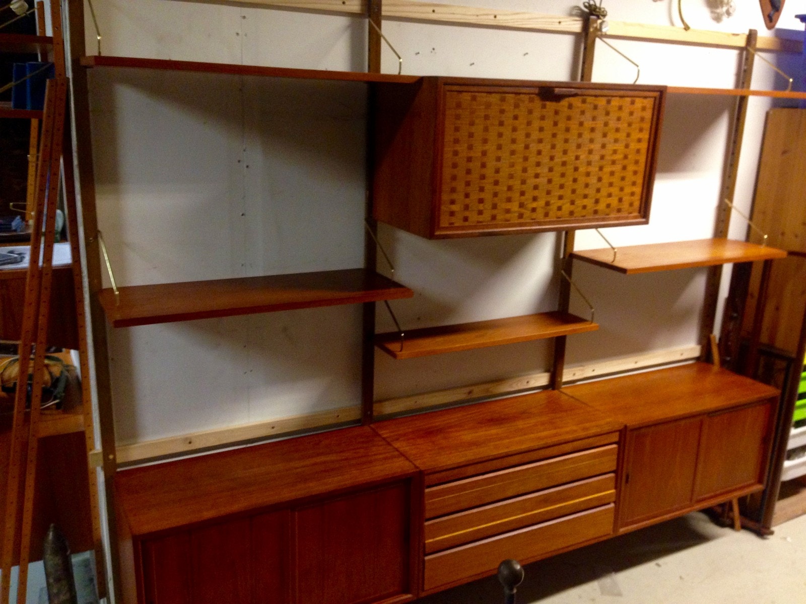 Stort utvalg retro reol seksjoner selges | FINN torget