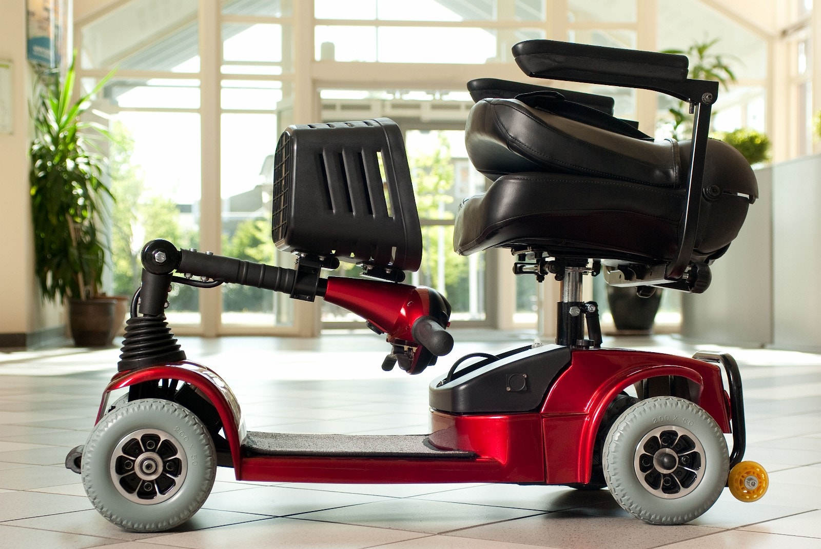 Wee Car Elvis- Ingen krav til førekort- Sammenleggbar el scooter | FINN.no