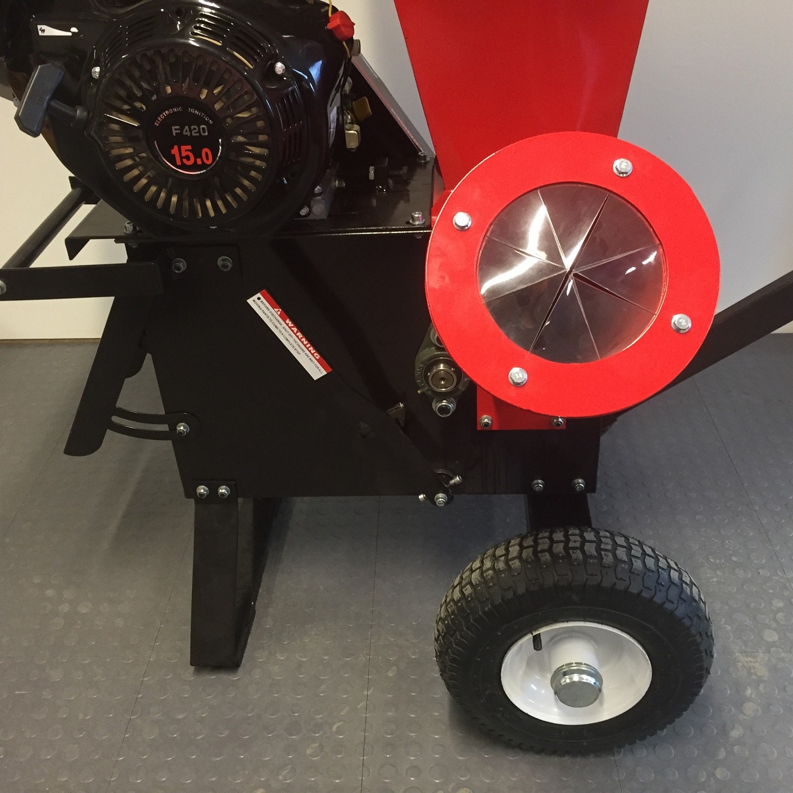 BENSINDREVET KOMPOSTKVERN FLISKUTTER 15 HP | FINN-torget