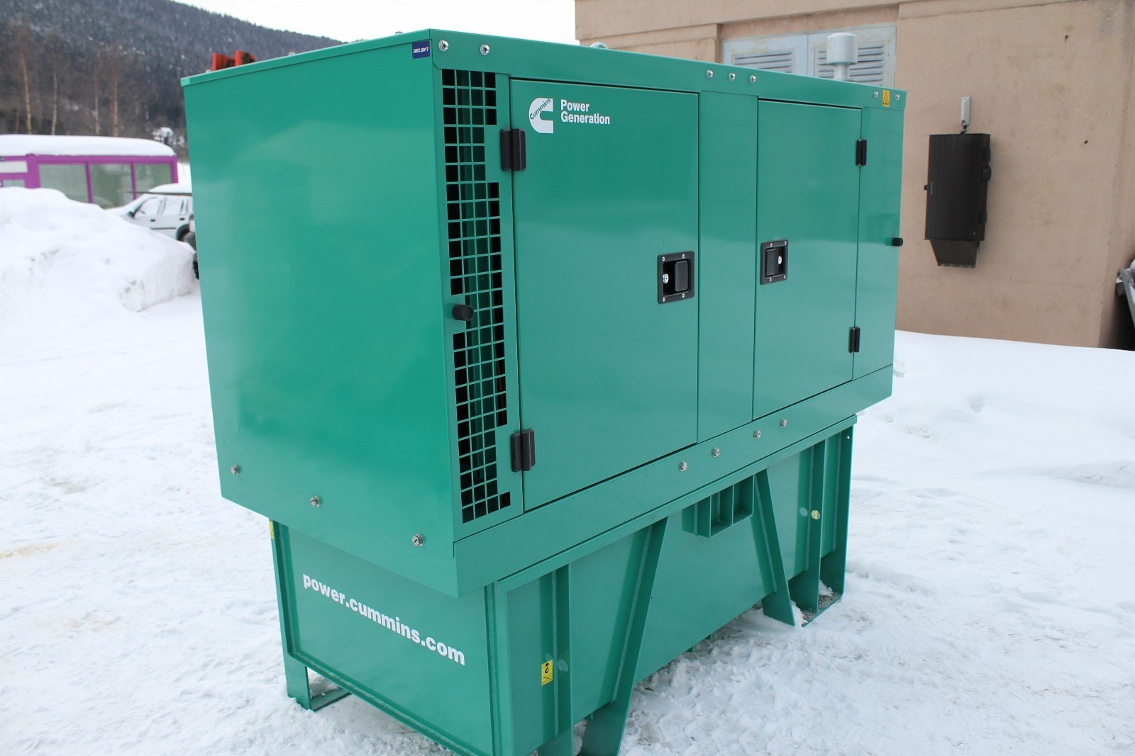 Cummins C17-C28 D5 17-28KVA 13-22Kw Diesel generator / aggregat ...