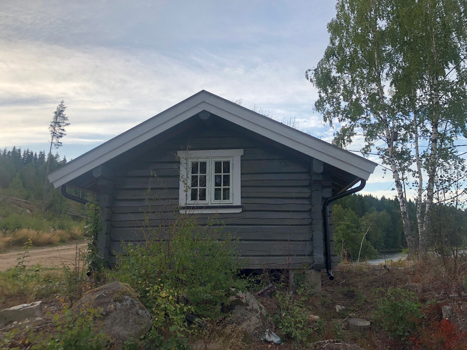 Laftet anneks i 15 kvm premium tømmer | FINN-torget
