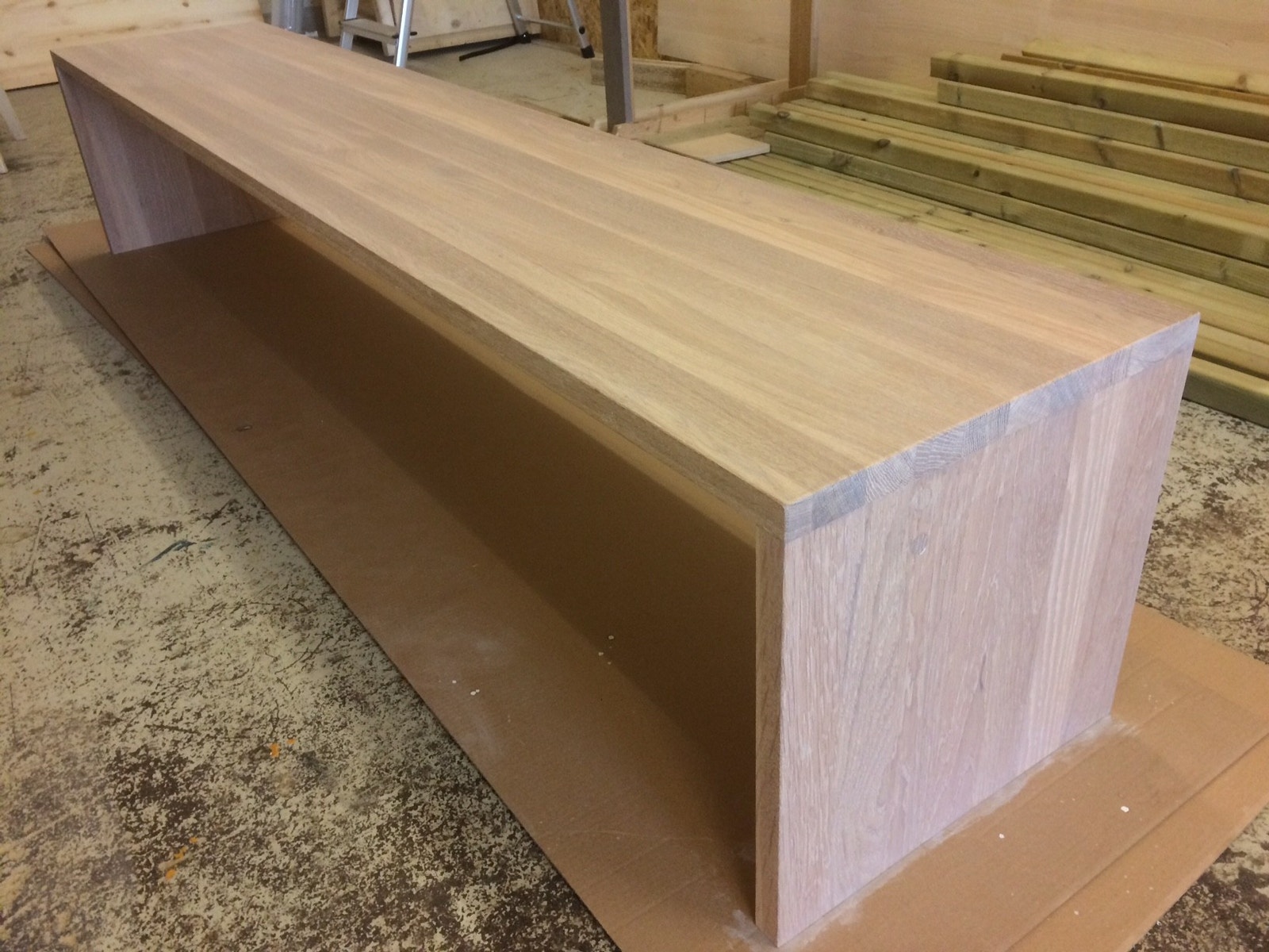 Benk i eik heltre - Sittebenk til Spisestue - Kjøkken - Bad - Gangmøbel ...