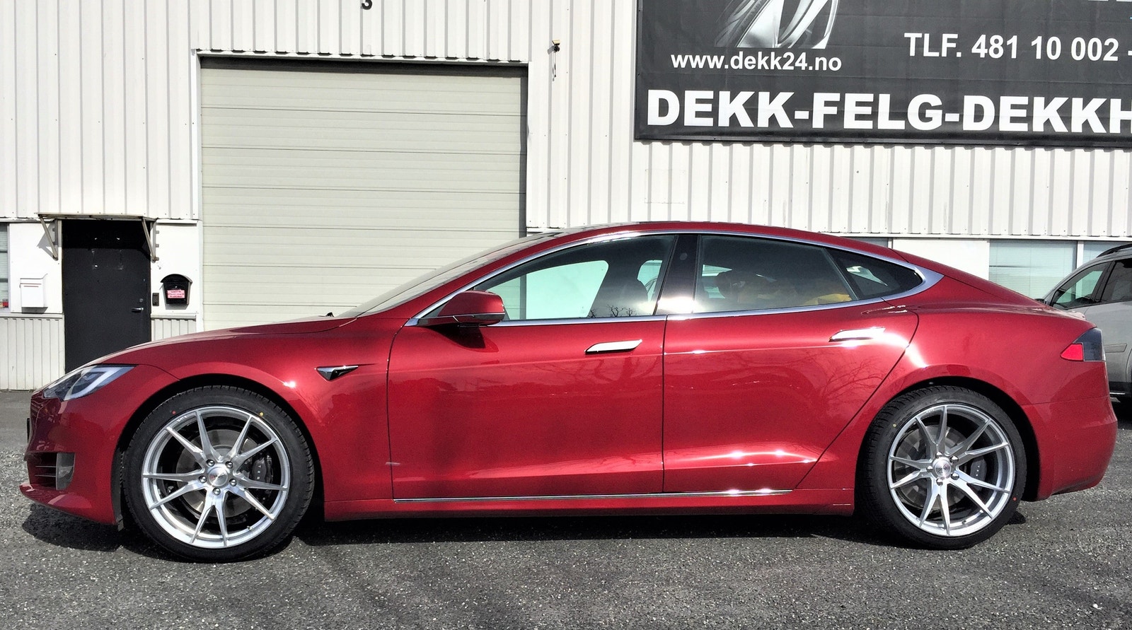 10,5x20 SMIDD CONCAVE FELGPAKKE TIL TESLA MODEL S M/DEKK! 11KG PR FELG ...