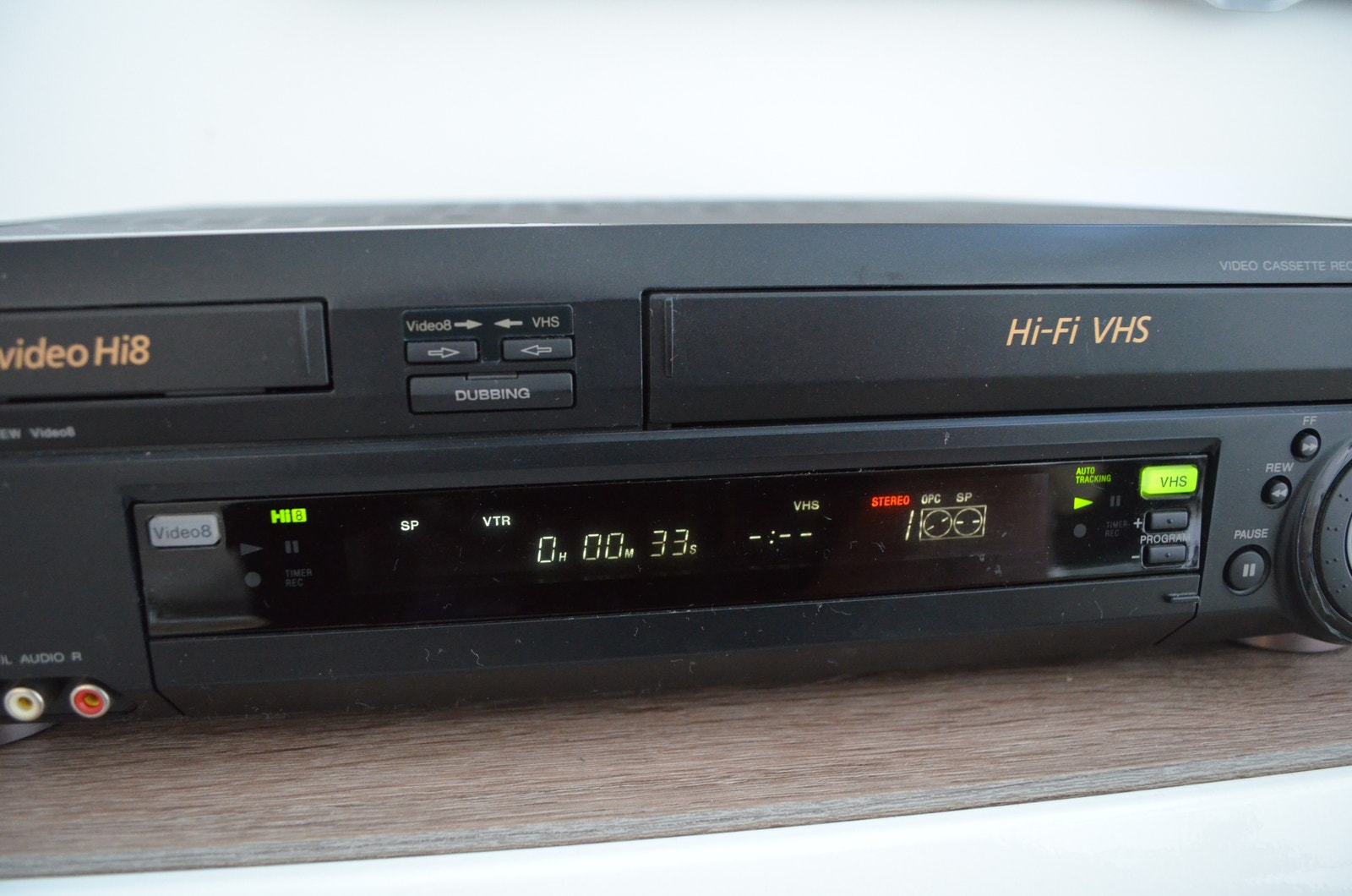 VHS og Hi8/Video8 spiller med overføring funksjonalitet. Topp modell ...