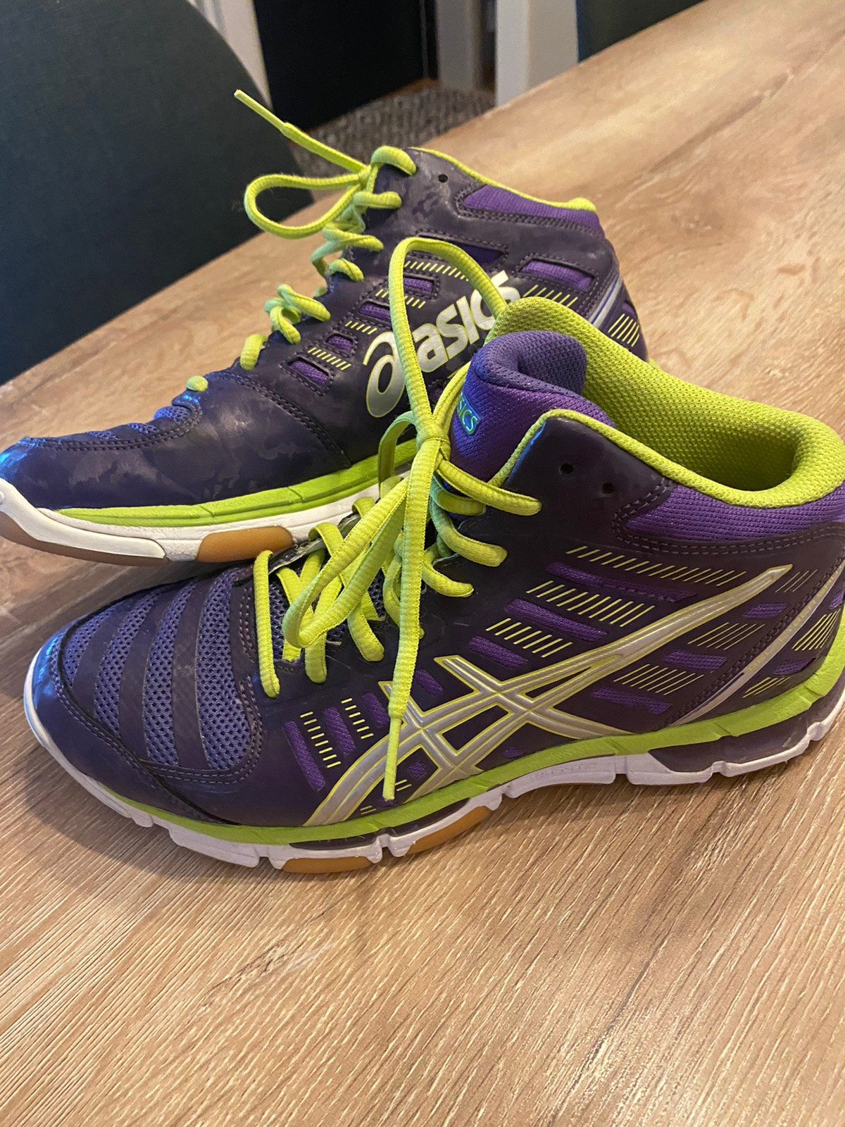 Asics Gel Cyber Shot MT dame hallsko lilla str. 39 5 FINN torget
