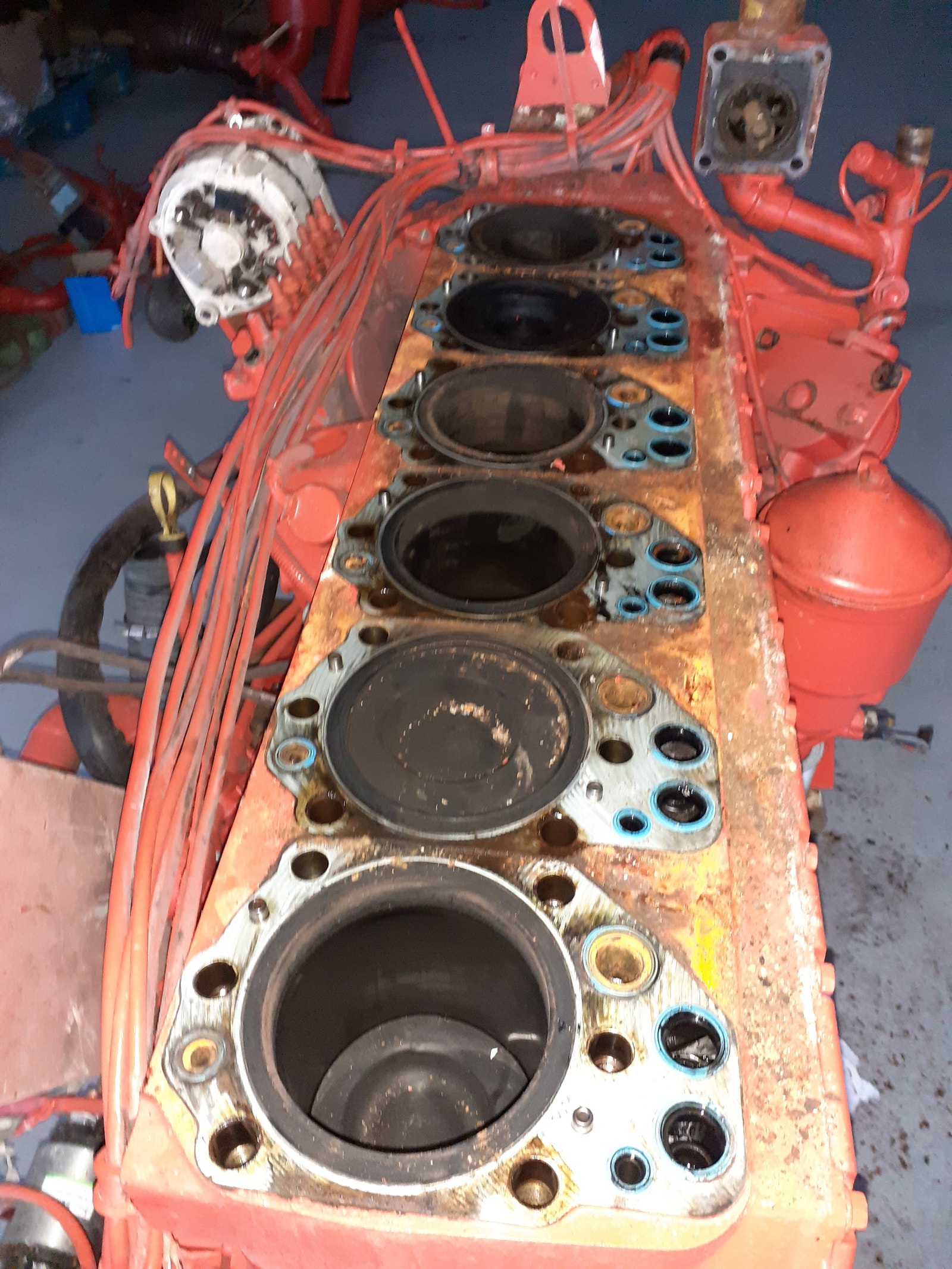 Lastebil ,anlegg ,båt ,traktor motor overhaling, renovering | FINN-torget