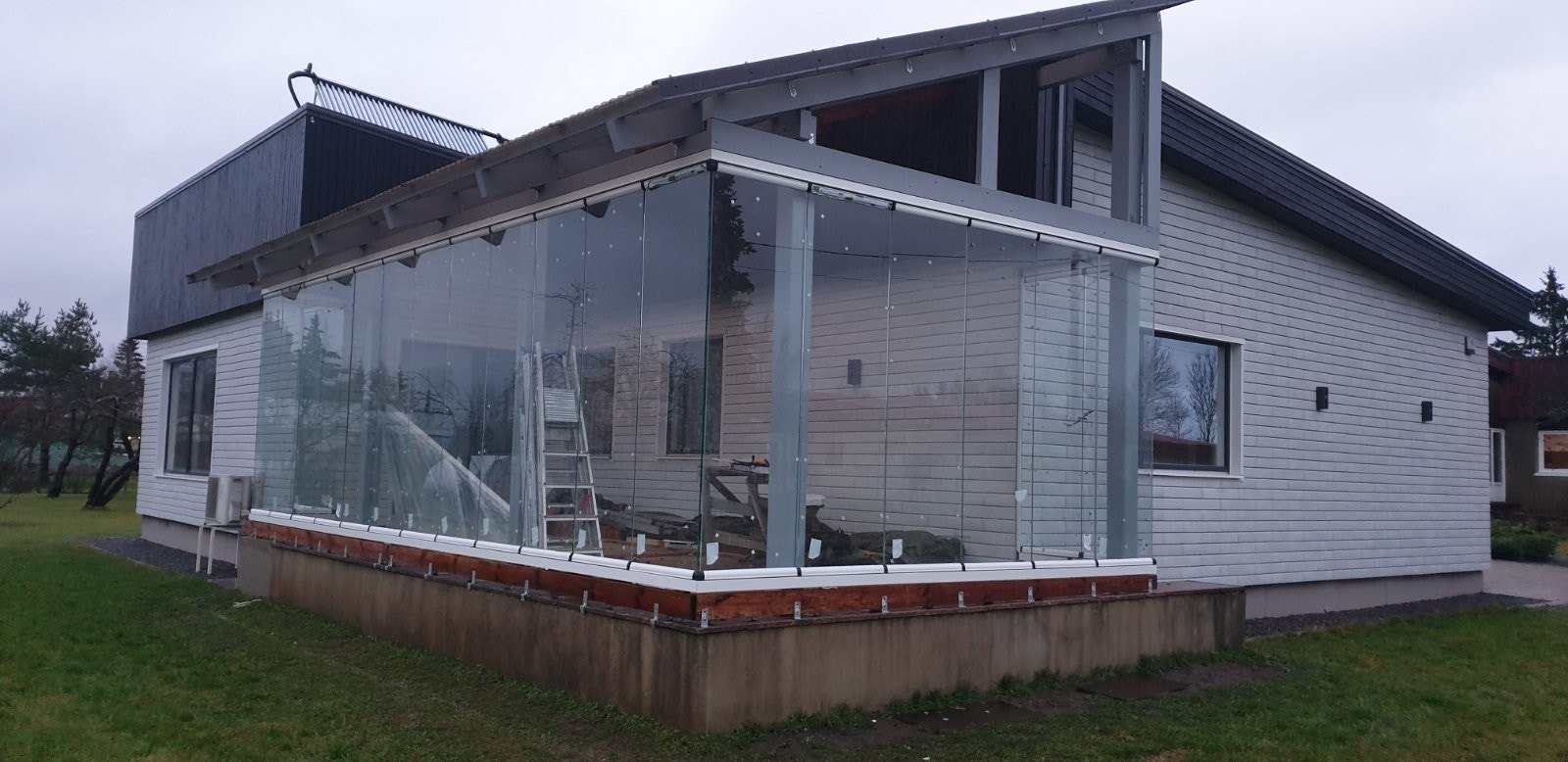 Innglassing av balkong, veranda og terrasse | FINN-torget