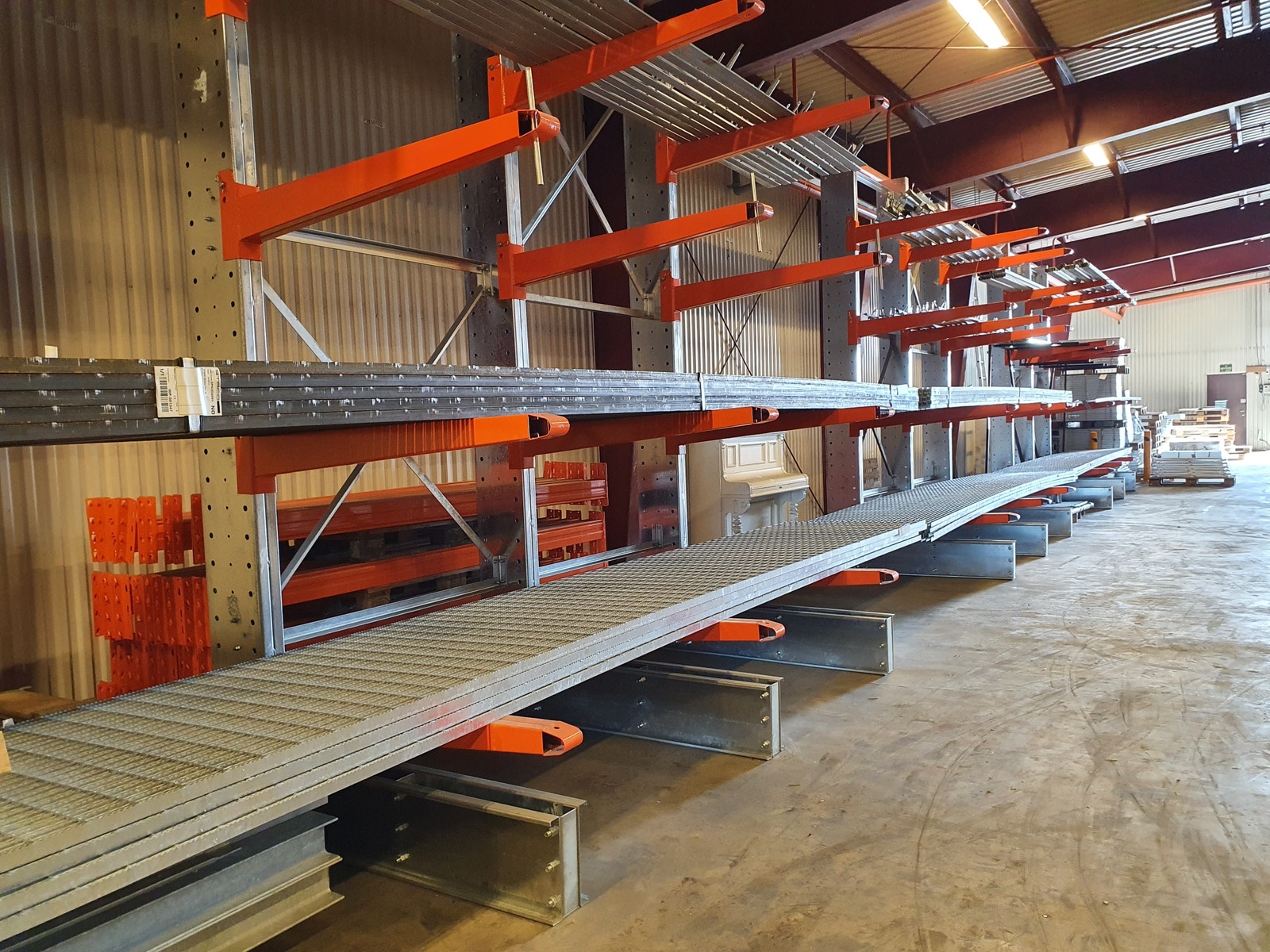 Galvaniserte gitterrister, rustfrie stålrister, aluminiumsrister ...