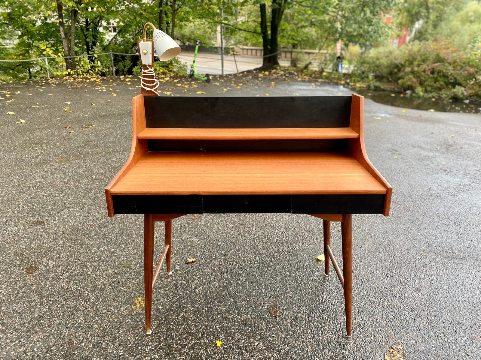 Retro skrivebord i teak. Ola-pult | FINN-torget