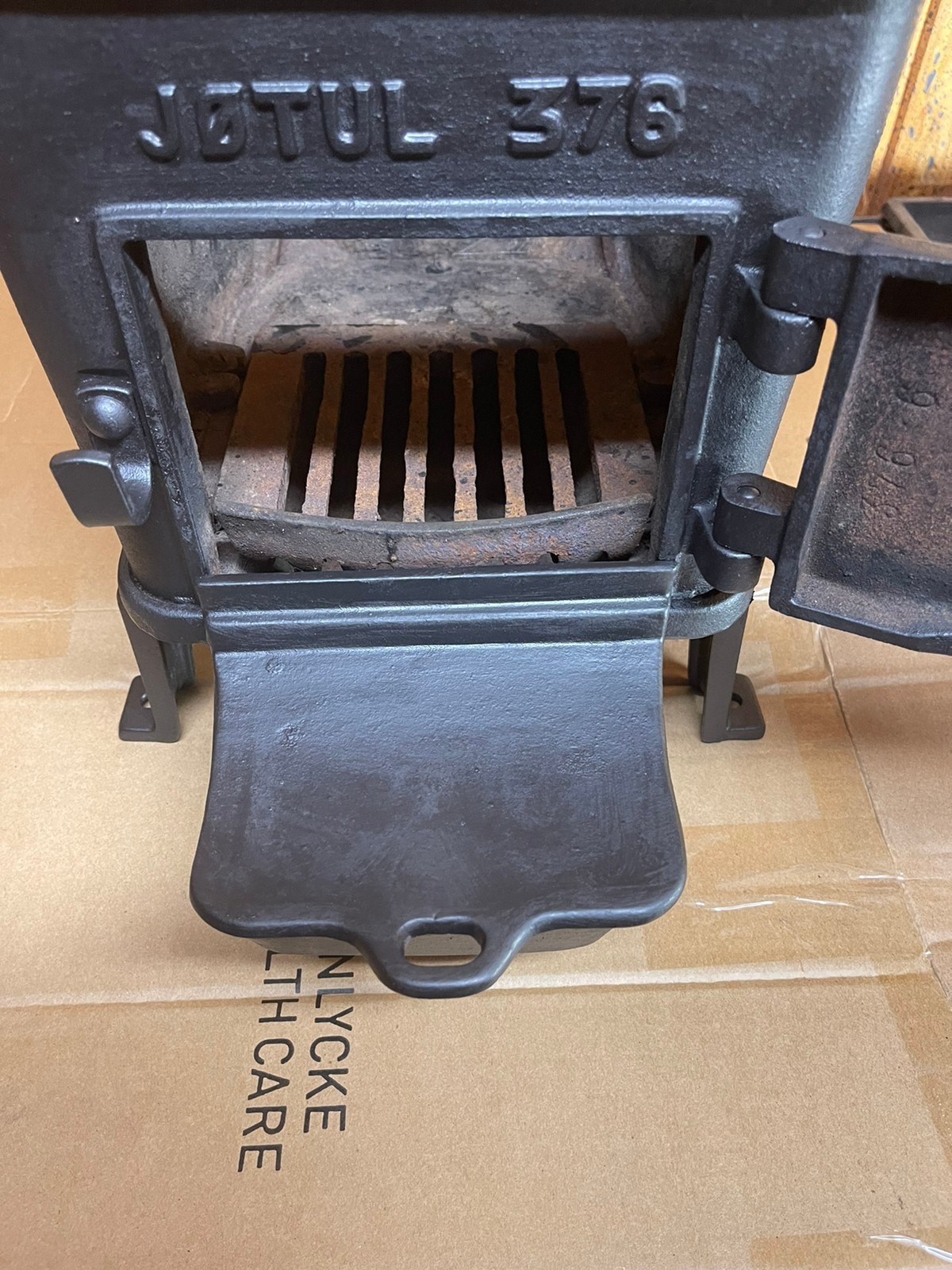 JØTUL 376 LITEN VEDOVN TIL JAKTBU./KOIEOVN SELGES.. | FINN-torget