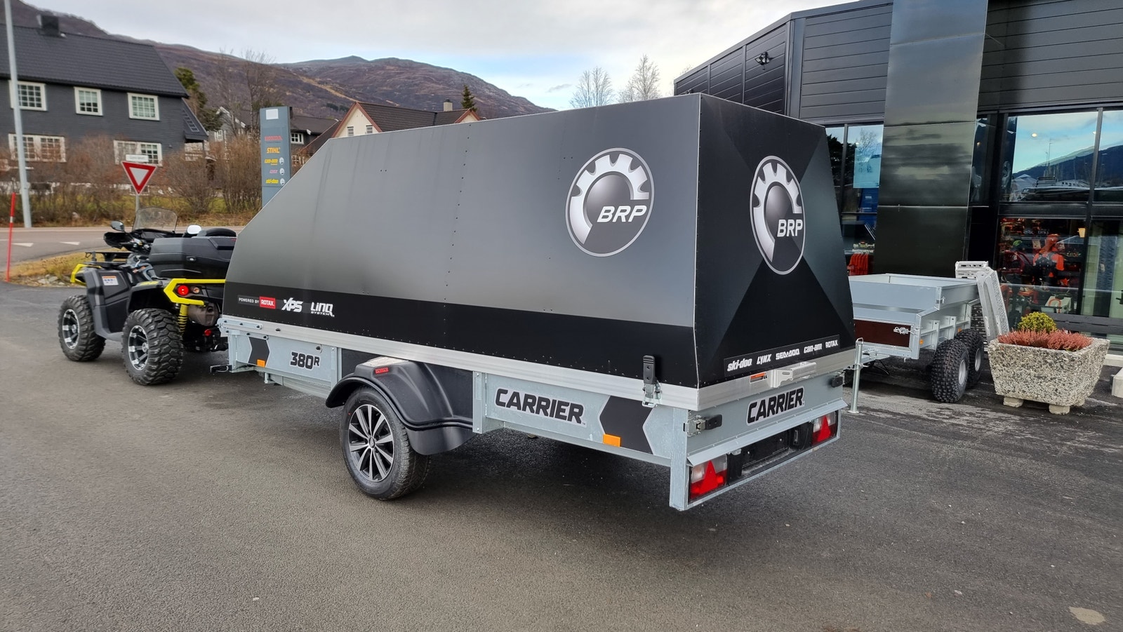 North Grade 4P BRP Carrier 380 RX tilhenger med aluminiumslokk | FINN ...