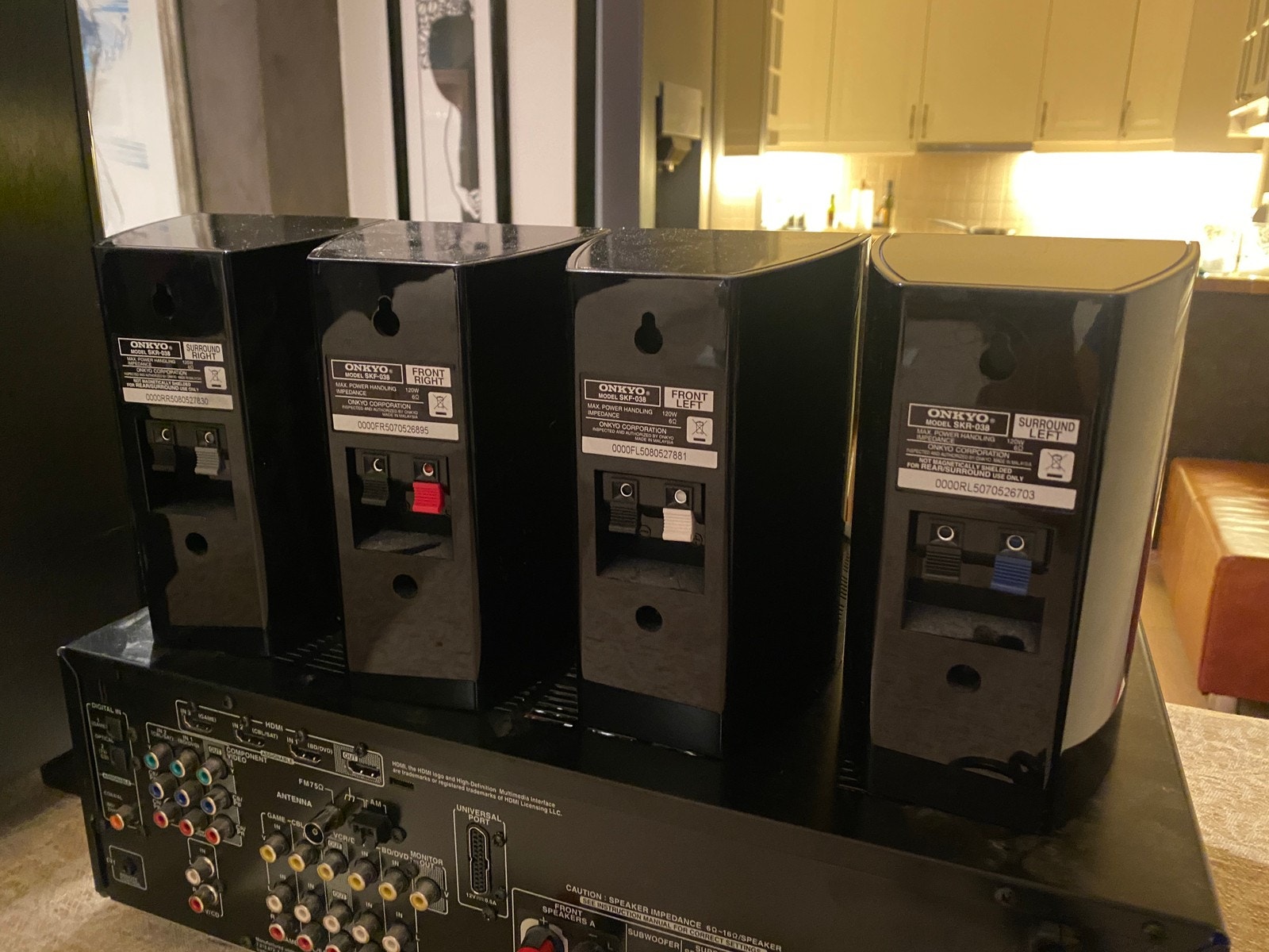 surround 5.1 hjemmekino lydanlegg. Onkyo HT-R380 | FINN-torget