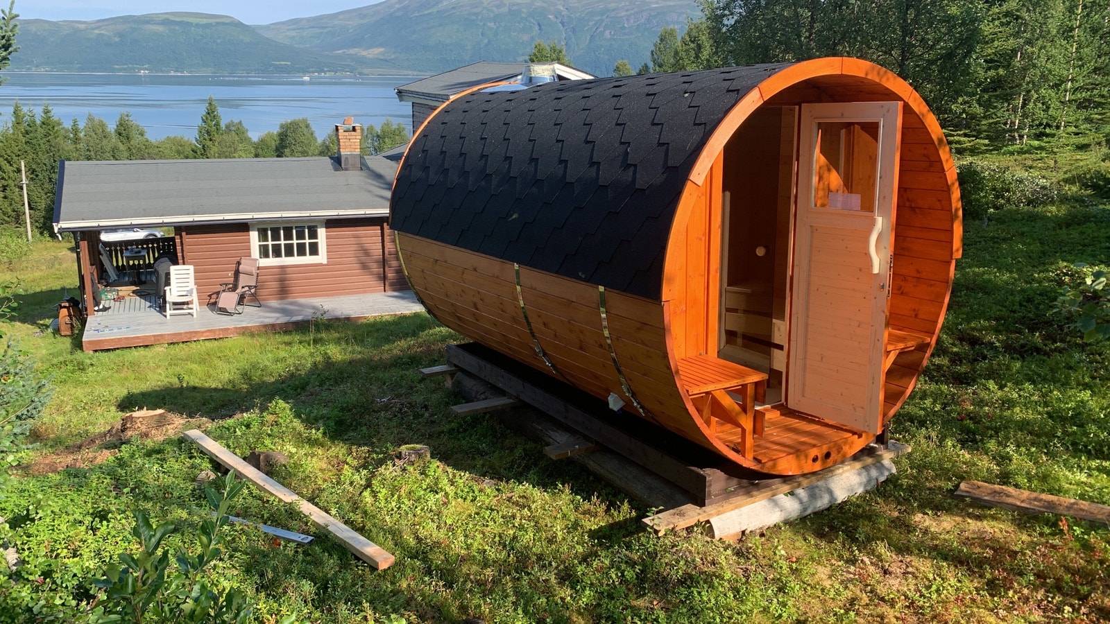 Sterk pris 3 meter Tønne Badstue med vedovn. | FINN-torget