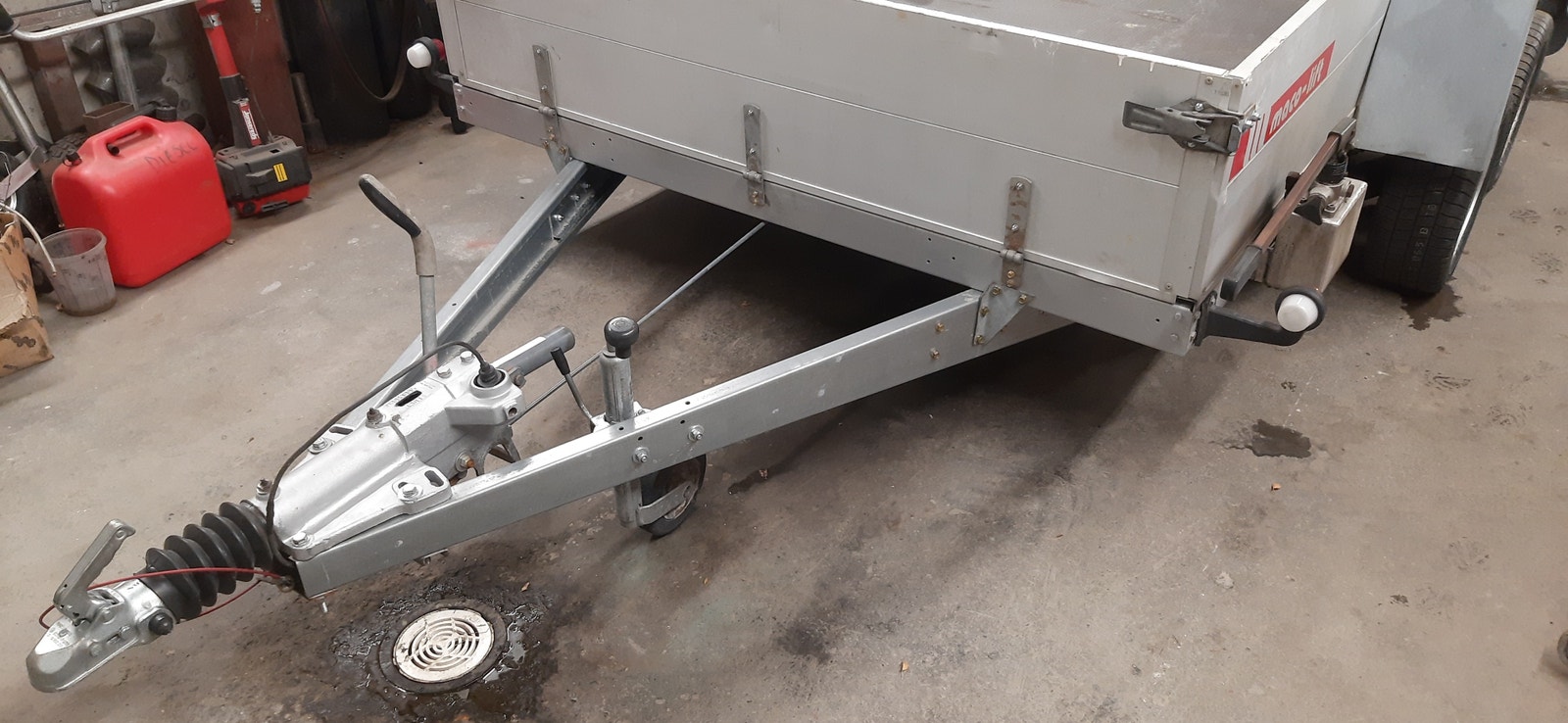 Tysse Mako lift hev senk maskintilhenger 3500kg, 2900kg nyttelast ...