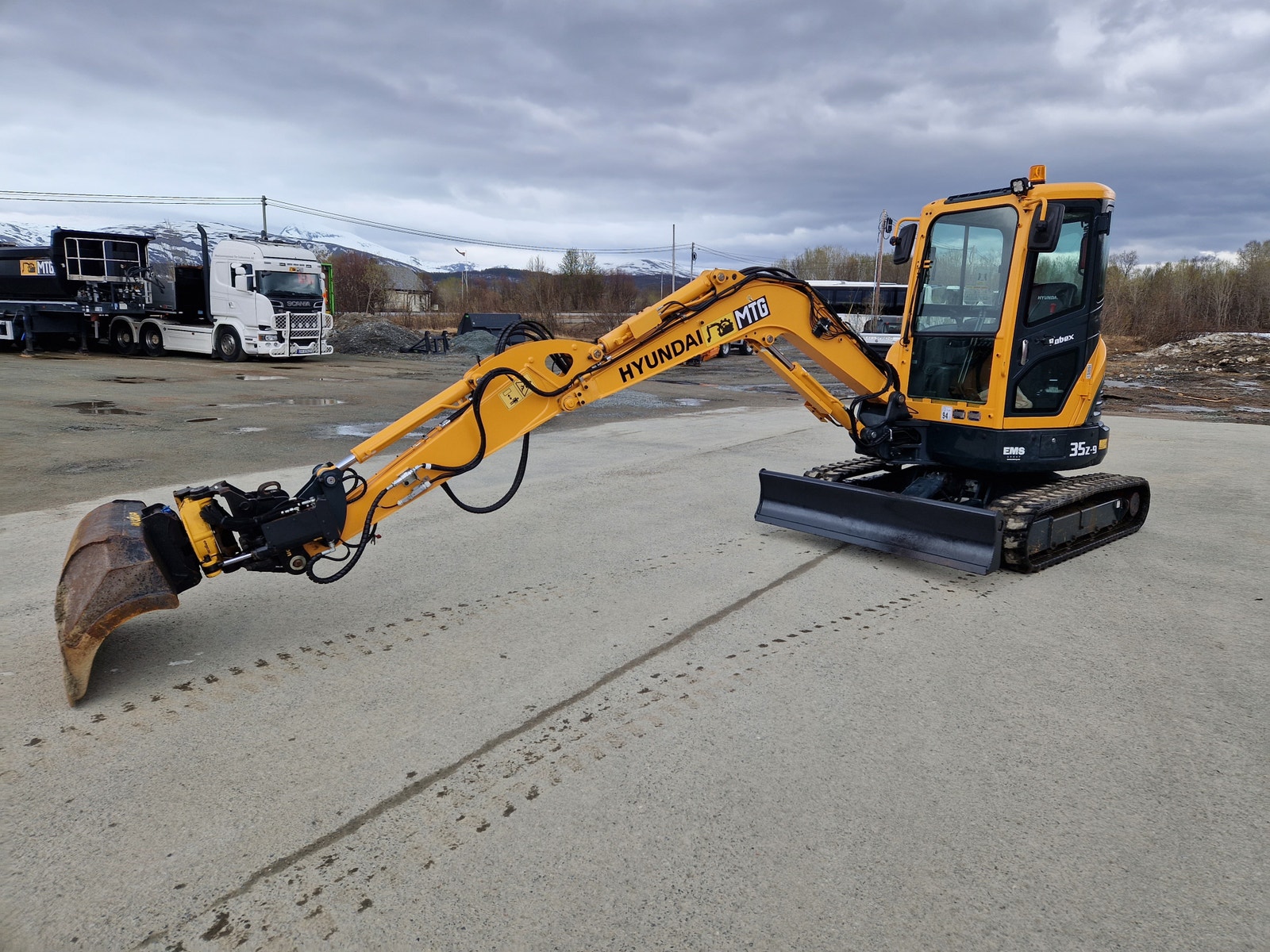 Hyundai Robex 35z-9 | FINN.no