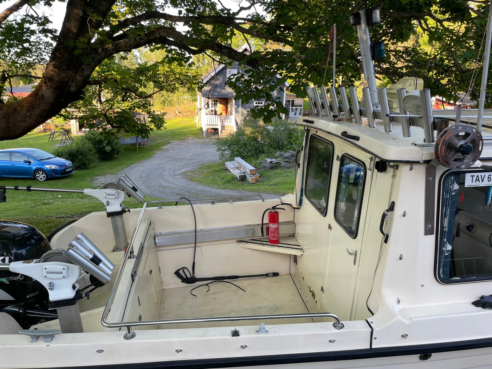 Til salgs: Uttern 6000 - 1986 | FINN.no