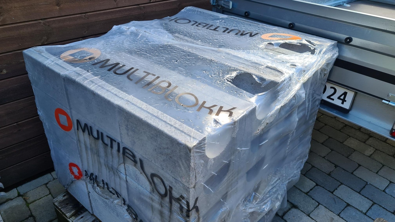 Multiblokk Aneto murstein. | FINN torget