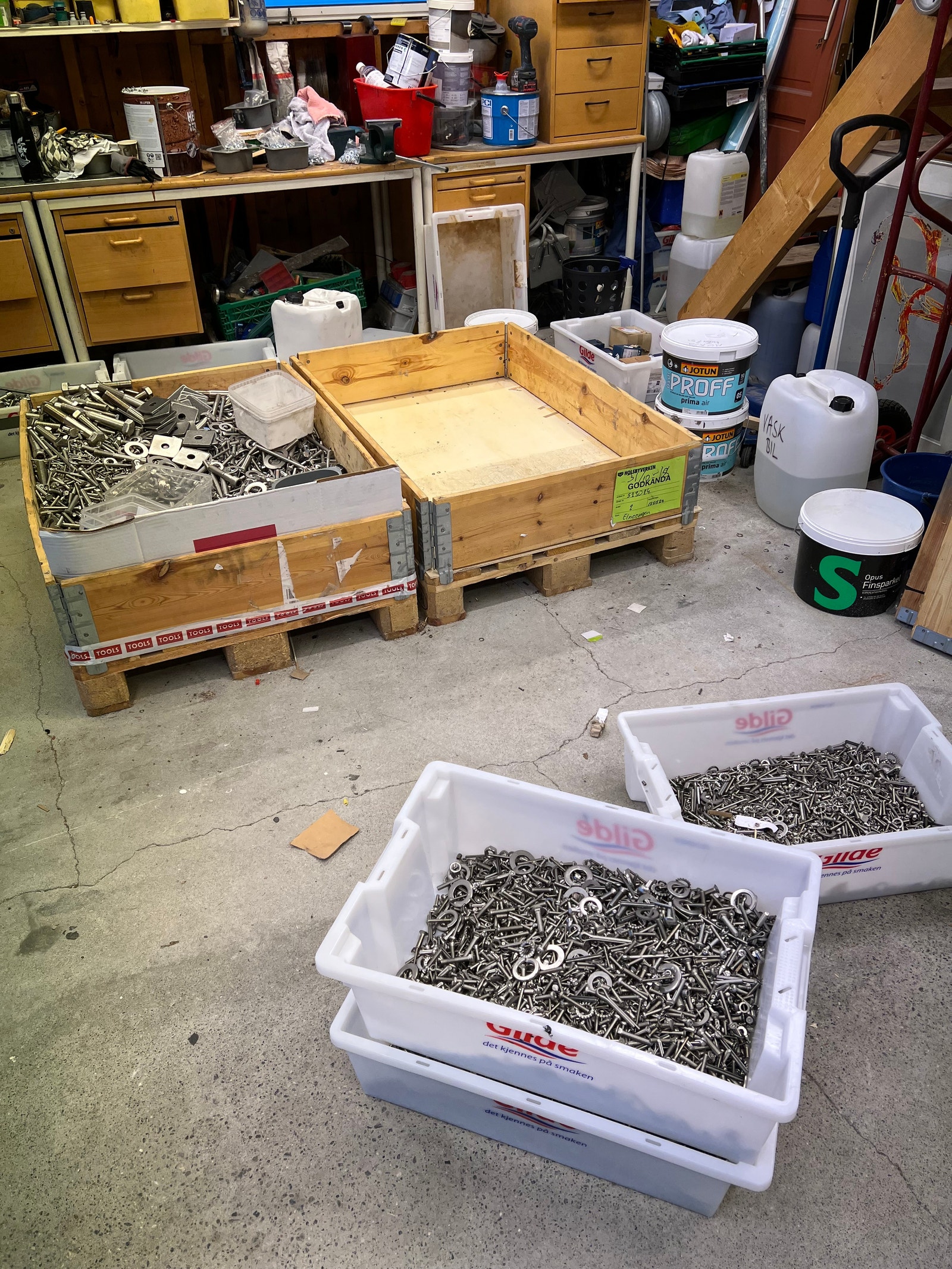 Syrefaste bolter i alle mulige dimensjoner | FINN torget