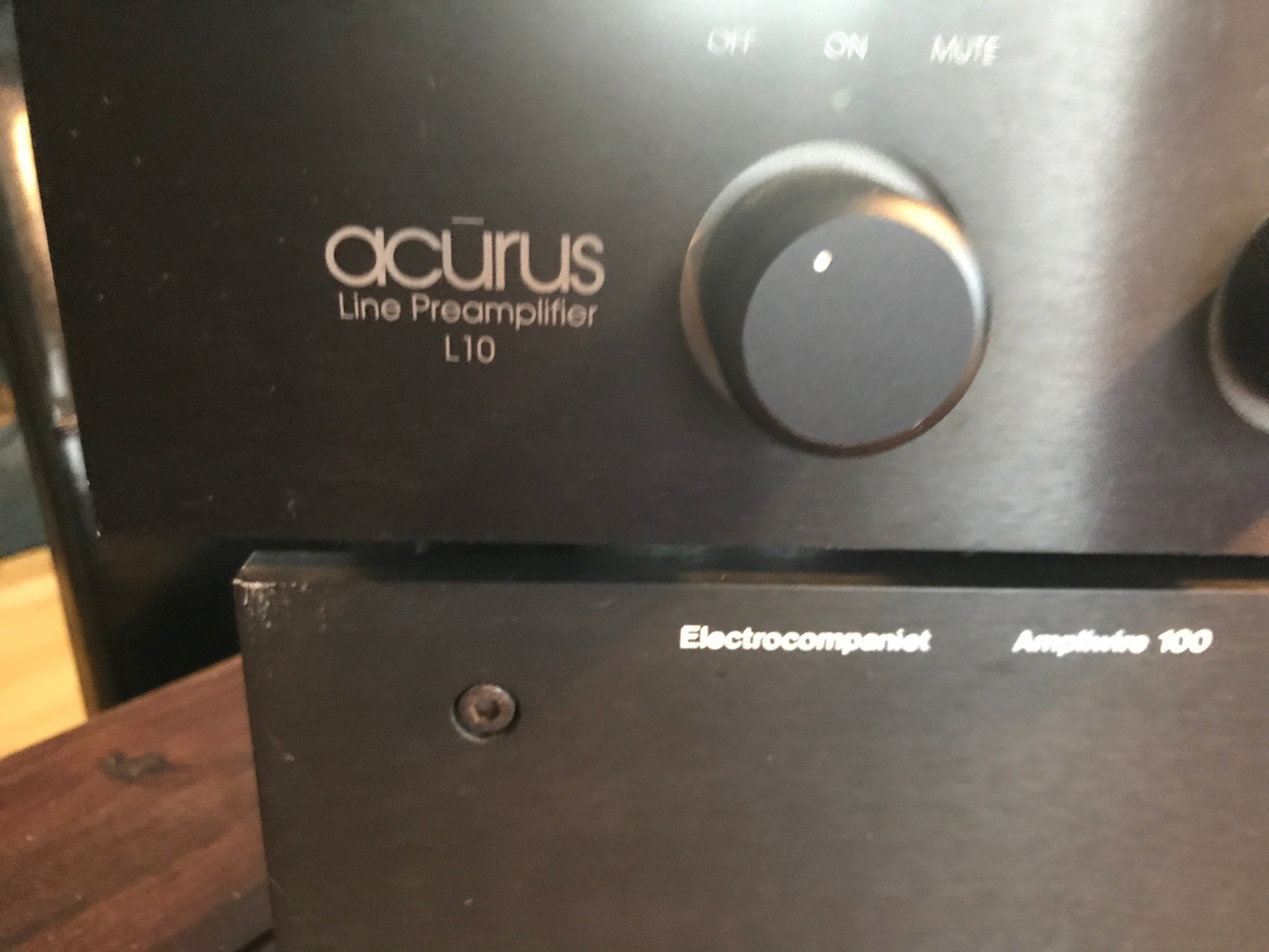 Electrcompaniet AW/Ampliwire 100 og Acurus L10 | FINN torget