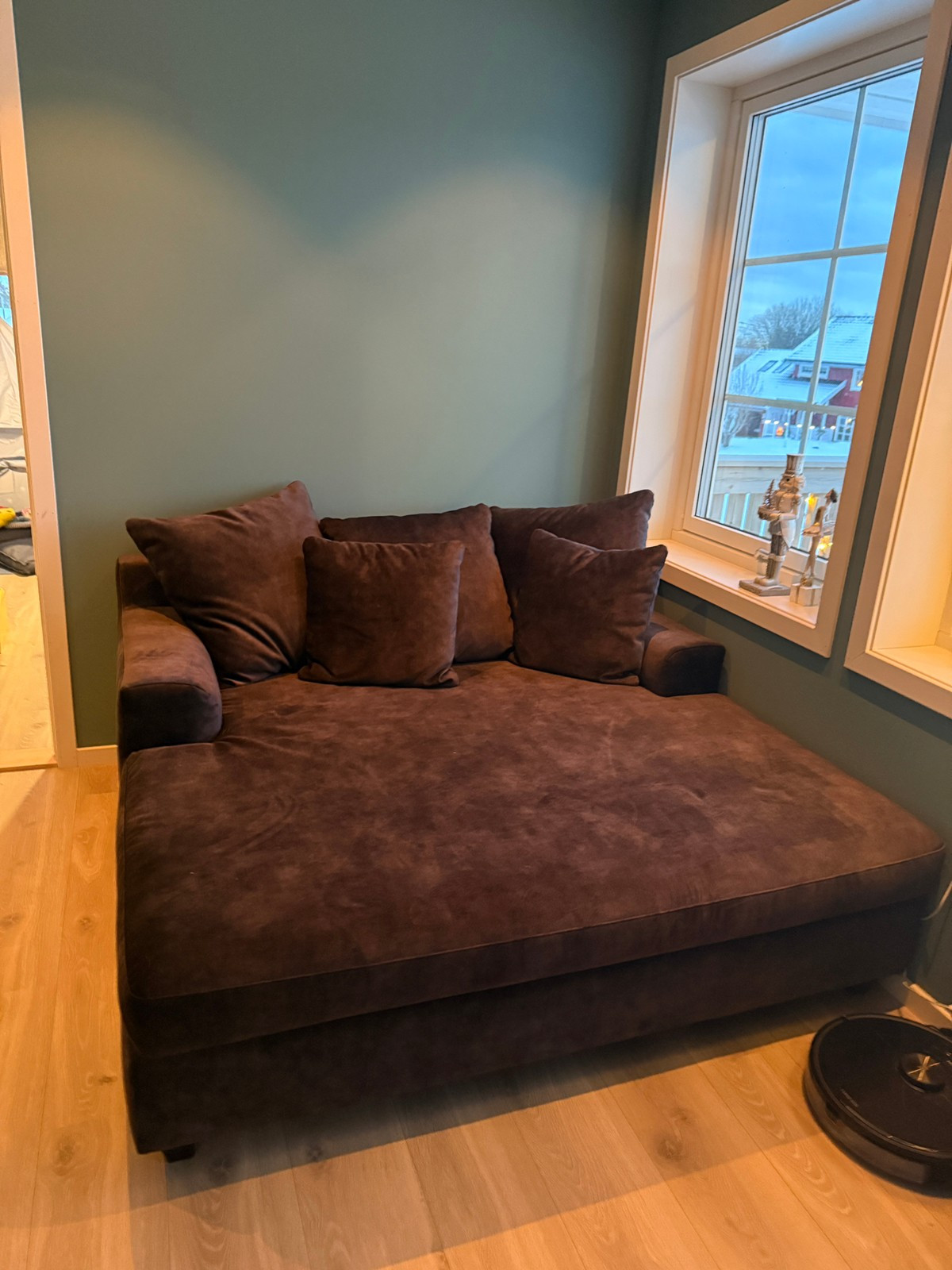 Felton 19 daybed store