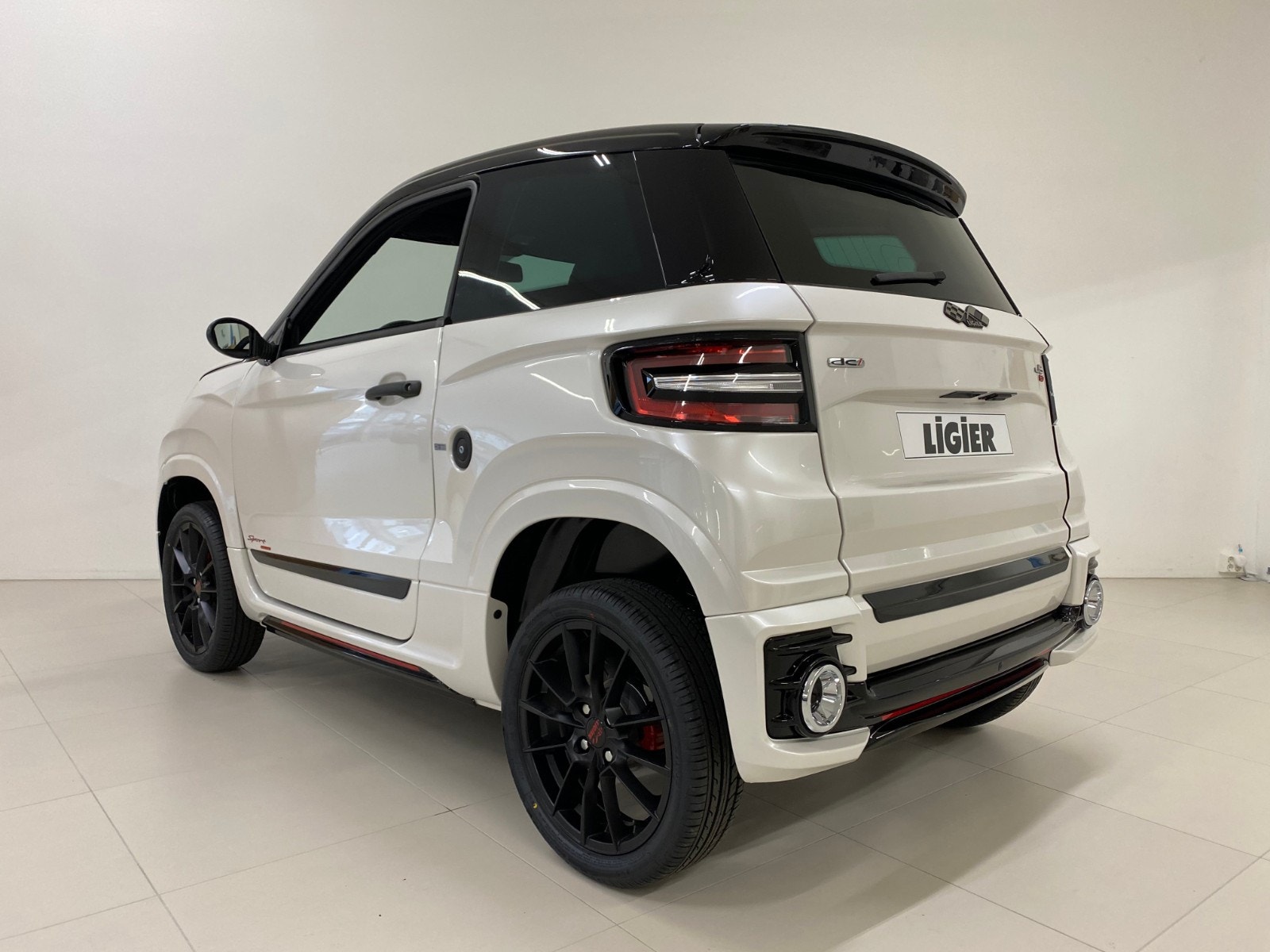 Til salgs: Ligier JS60 SPORT ULTIMATE DCI MED VARME I SETE - 2024 | FINN.no