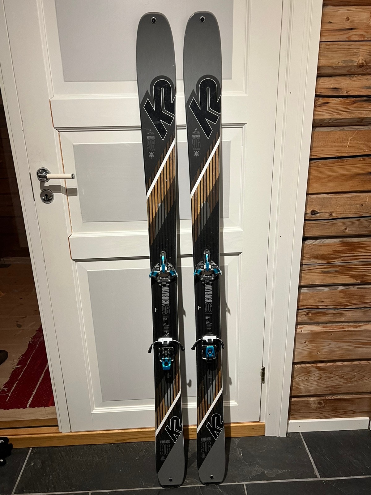 K2 toppturski med bindinger og feller | FINN-torget