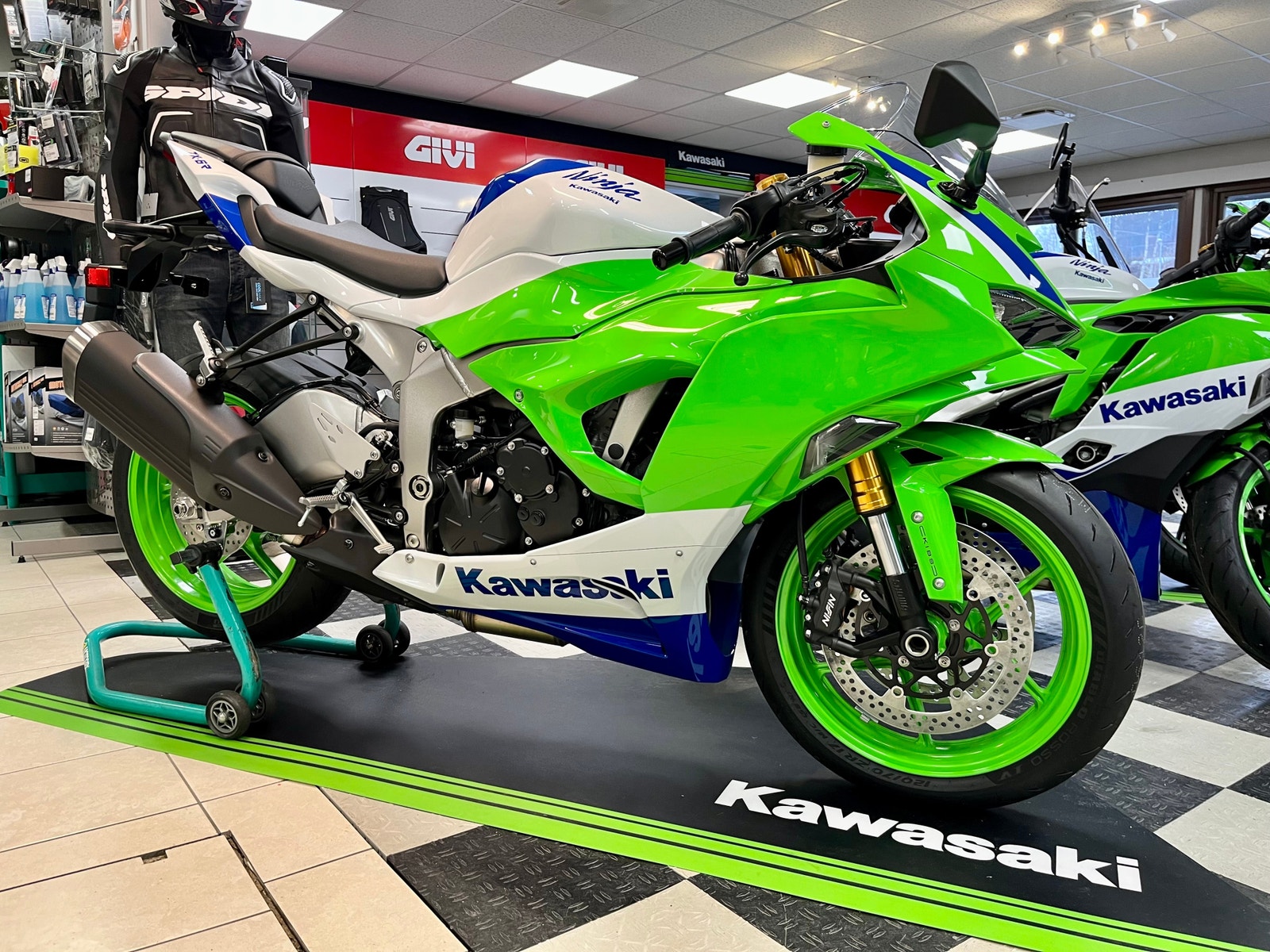 Til salgs: Kawasaki ZX6-R 40 Anniversary Edition - 2024 | FINN.no