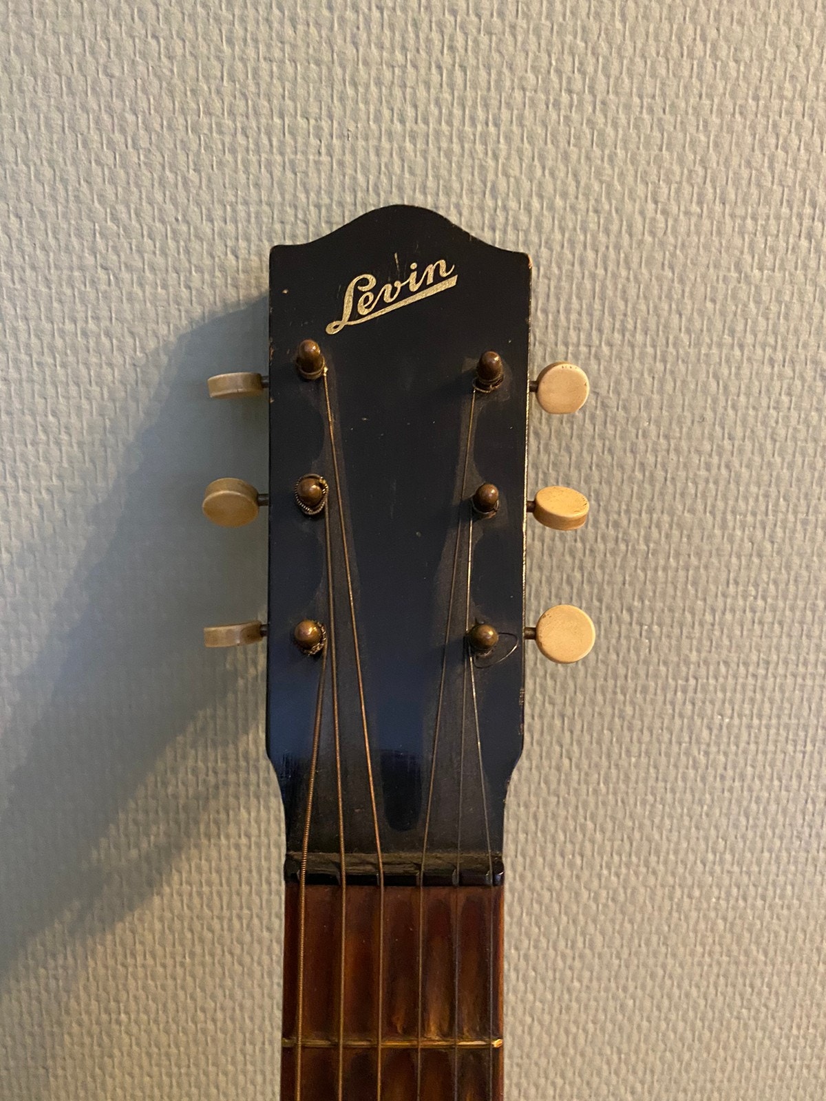 Gitar - Levin 1936 | FINN torget