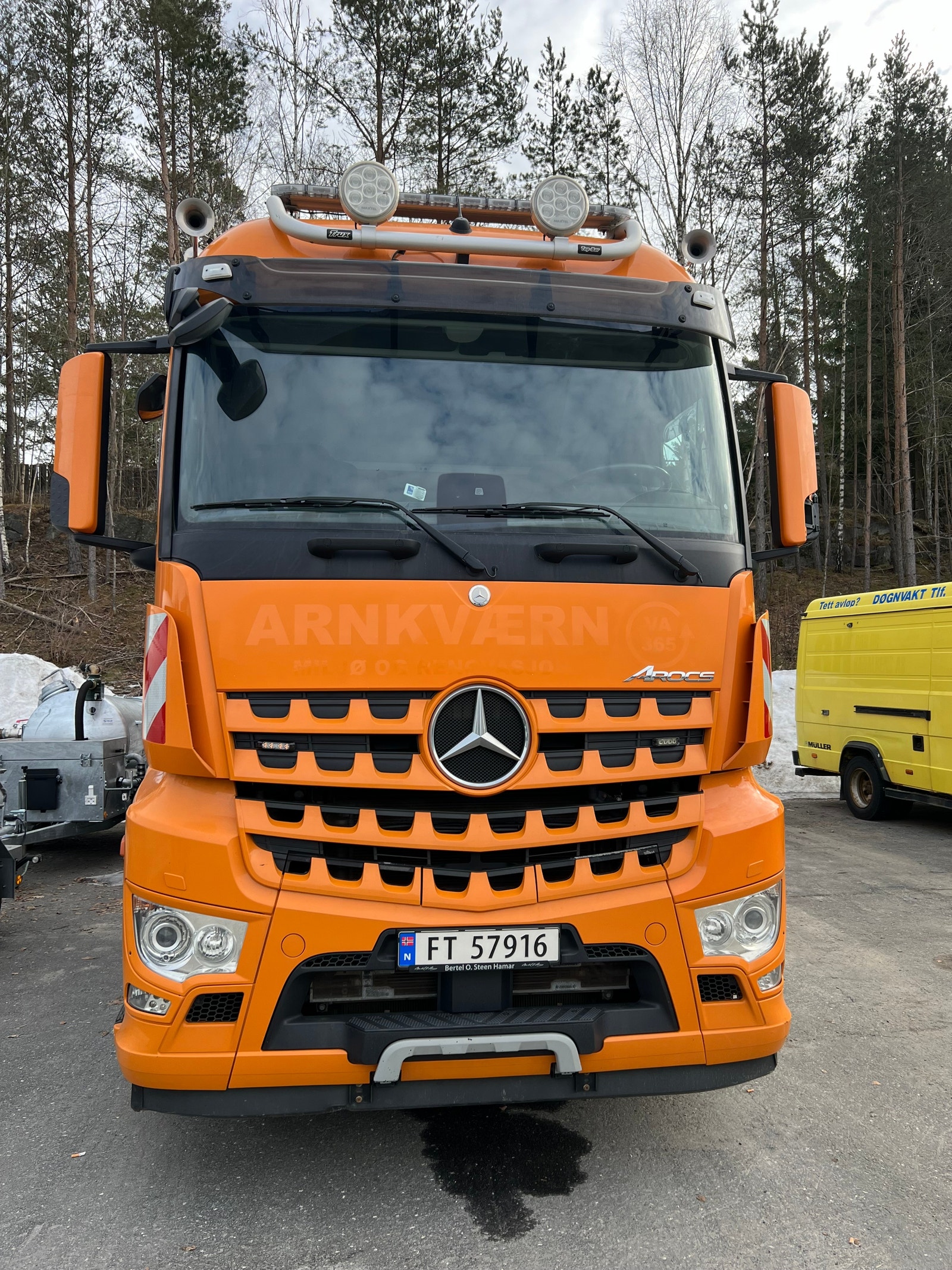 Til salgs: Mercedes-Benz Arocs 2548 Müller Combi - 2017 ...