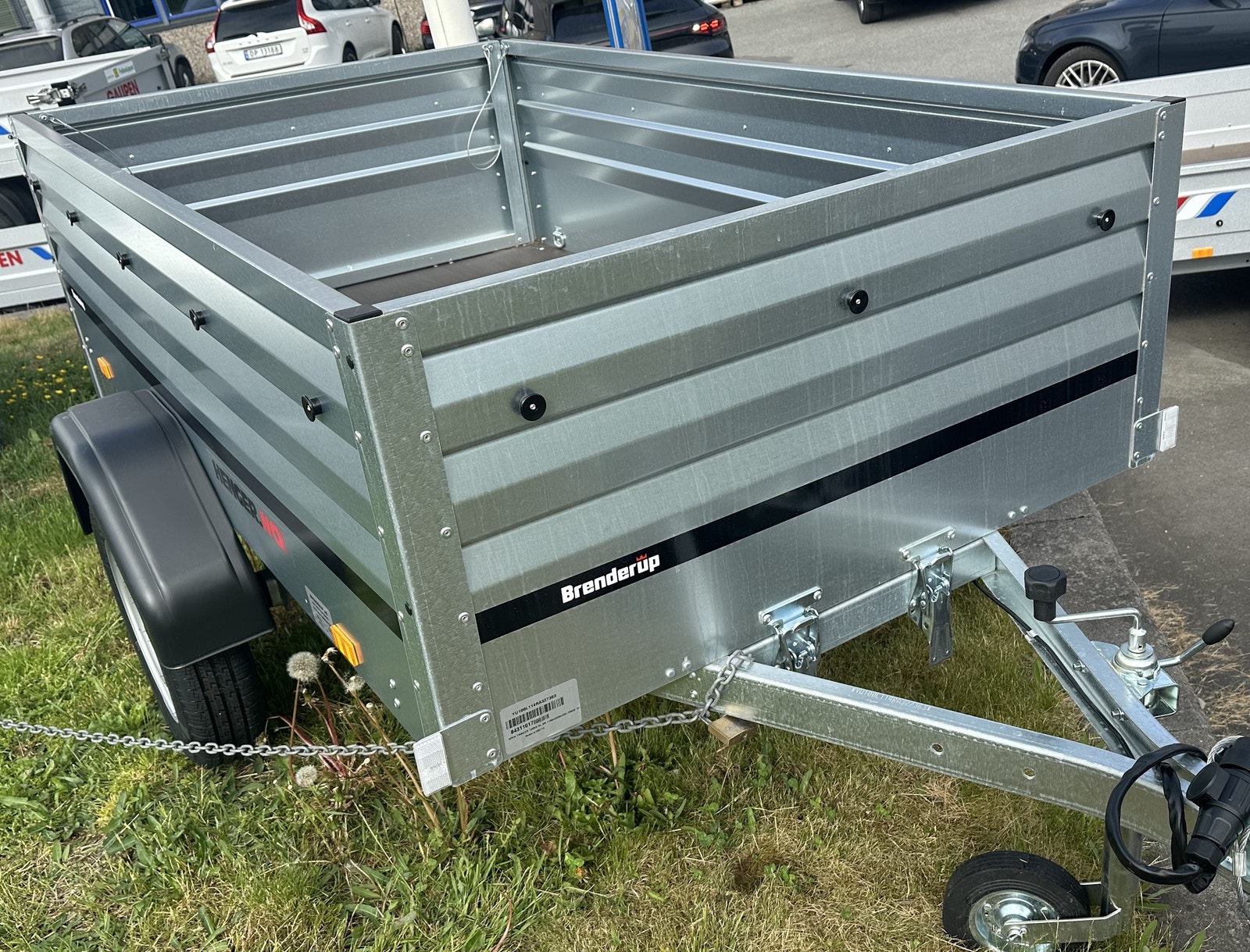 Brenderup 1205 SUB XL 203x116cm 750 kg med høye karmer | FINN-torget