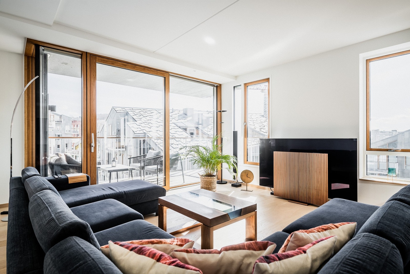 High-end 4-roms leilighet fra 2020 med 12 kvm. balkong. Moderne ...