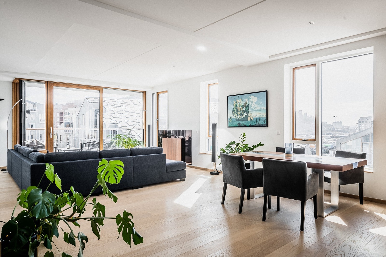 High-end 4-roms leilighet fra 2020 med 12 kvm. balkong. Moderne ...