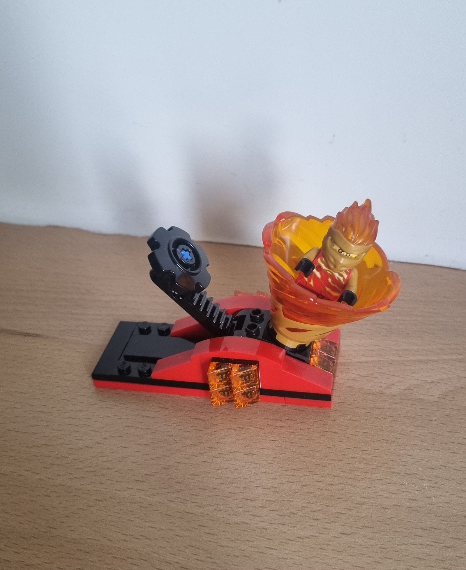 Komplett Lego Ninjago 70684 Spinjitzu-storeslem Kai mot Samurai | FINN ...
