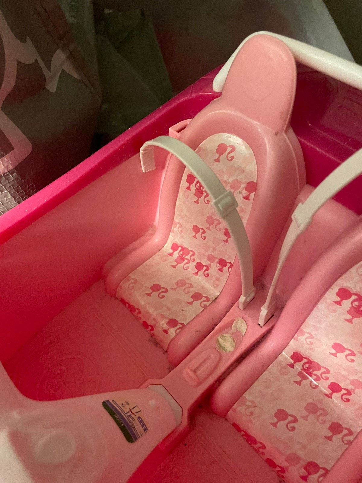 Barbie dukker med sammenleggbart hus, bil og Barbie seng fra USA | FINN ...