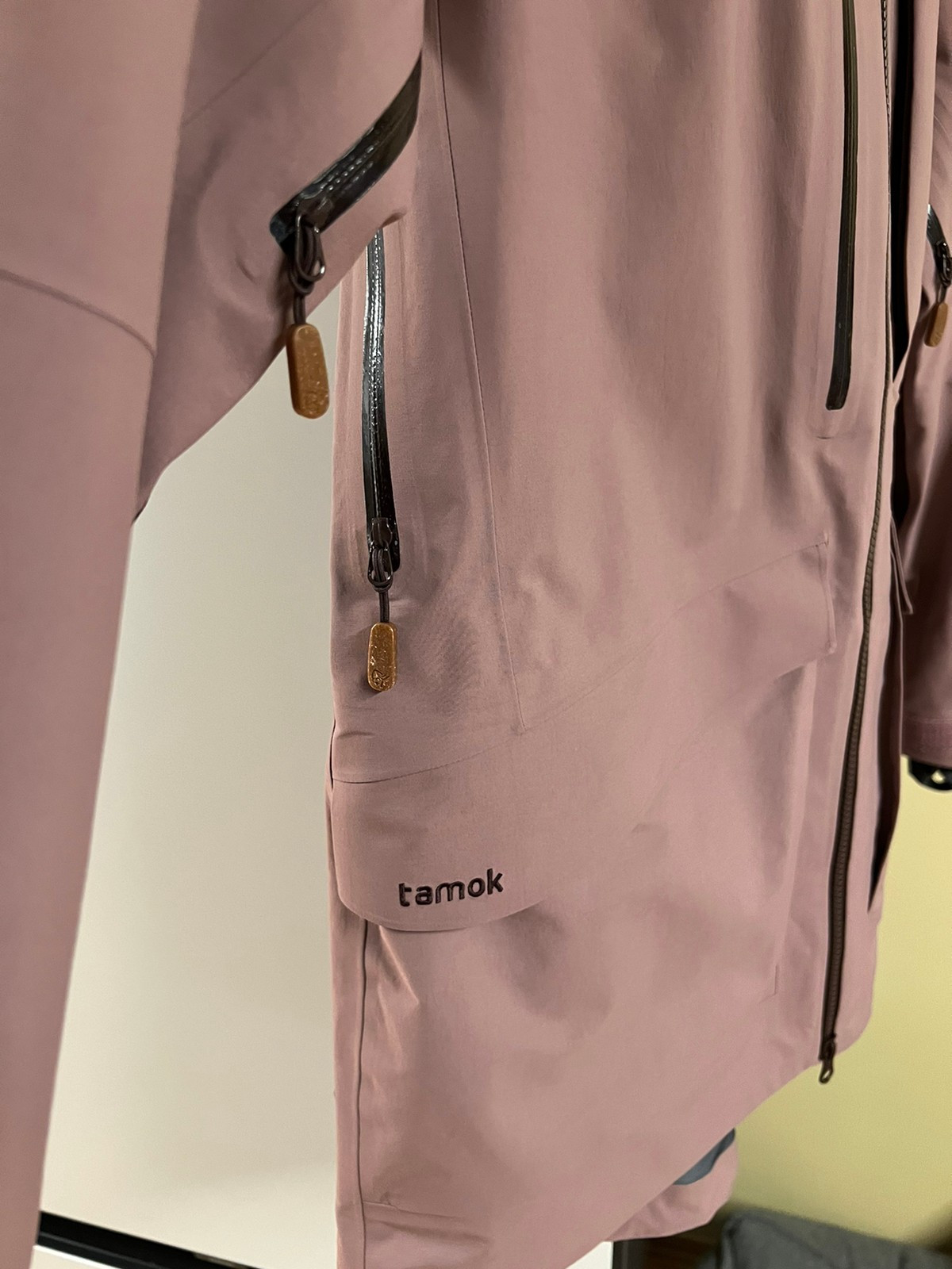 Norrøna Tamok Gore-Tex Performance Shell Jacket til dame i Norrøna Tamok Gore-Tex Performance Shell Jacket til dame i